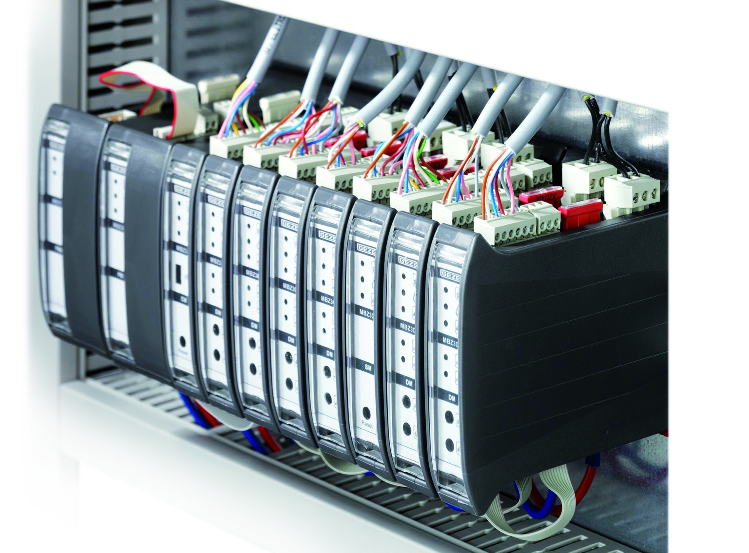 Die Steigerung von zwei Erfolgen, GEZE GmbH, Story - PresseBox