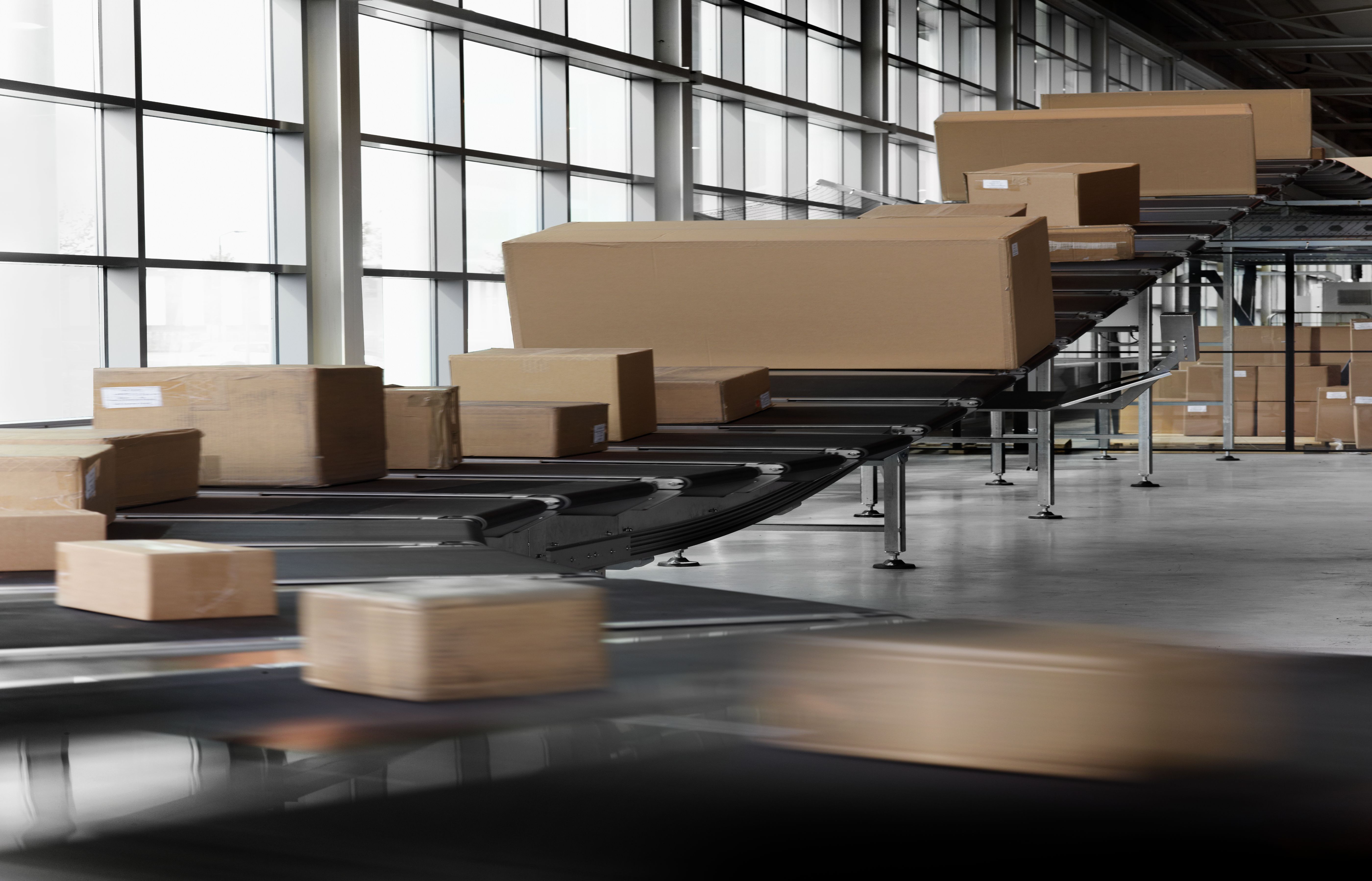 Neue Konzepte für neue Depots bei DPD, Vanderlande a Toyota Automated Logistics company, Story ...