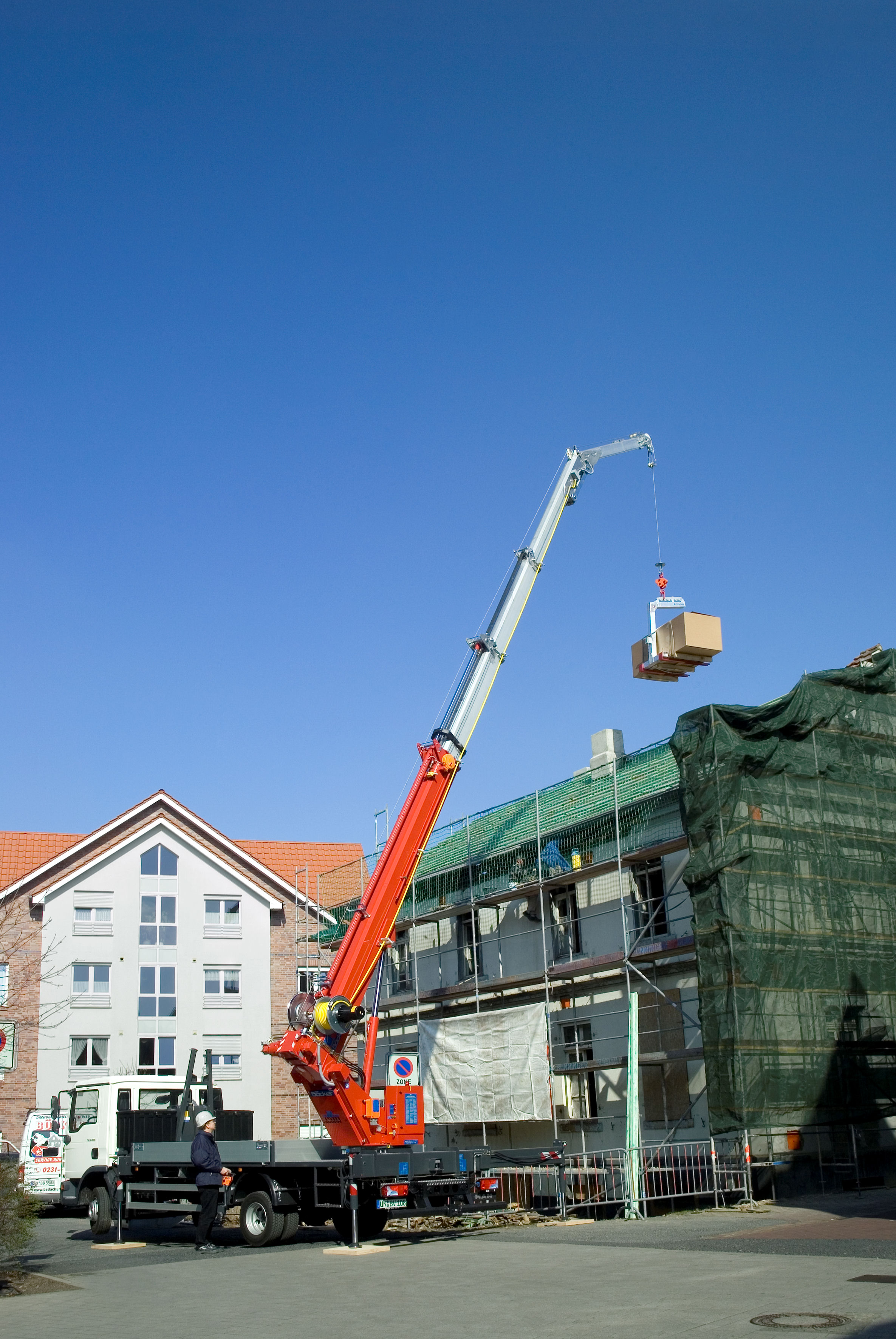 Aluminium-Autokran AK 35/3000 von Böcker, Böcker Maschinenwerke GmbH, Story - PresseBox