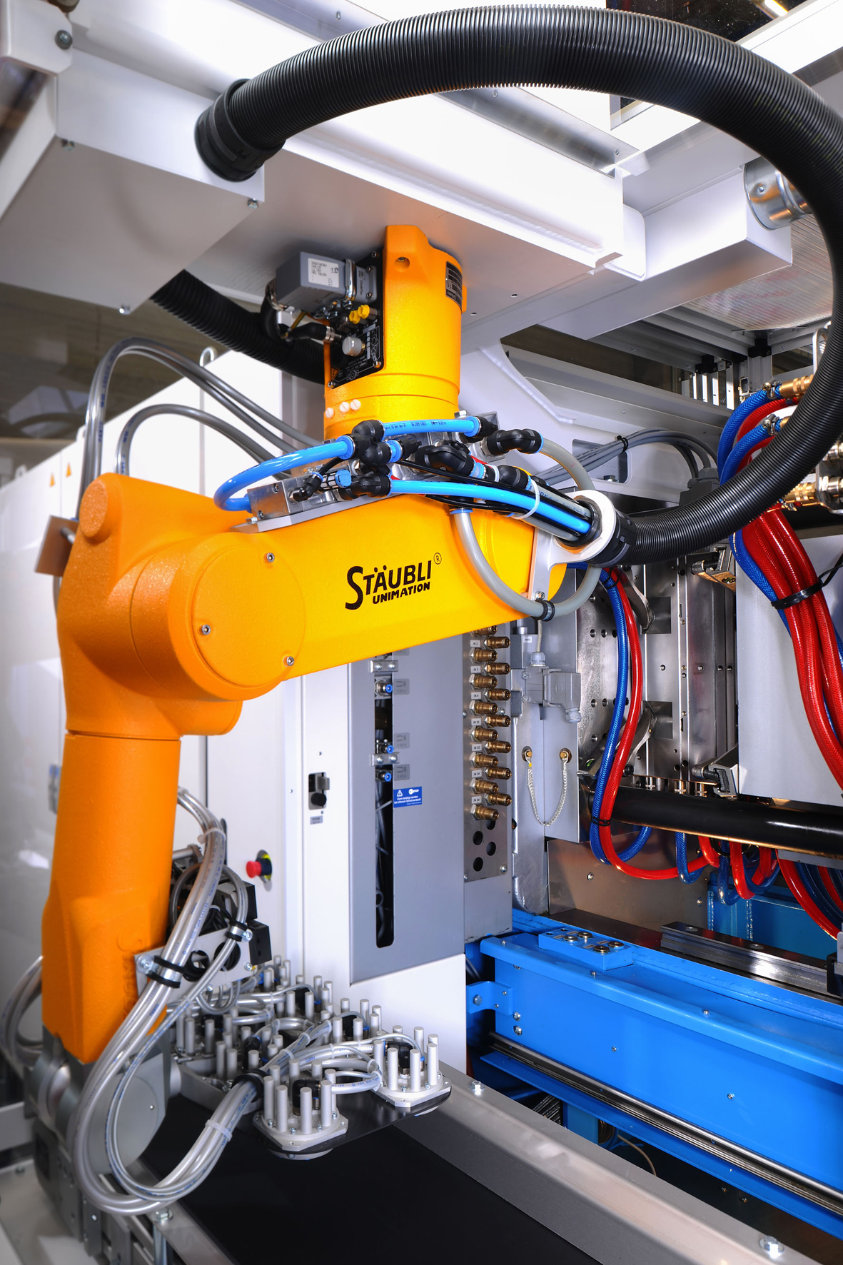 uniVAL drive integriert Stäubli Roboter einfach in POWERLINK Netzwerke ...