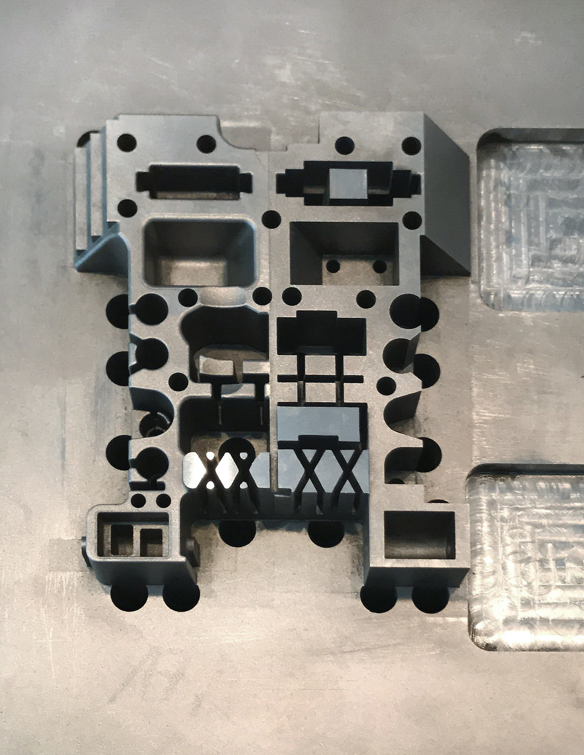 Der Polyman ist da!, VDWF – Verband Deutscher Werkzeug- und Formenbauer ...
