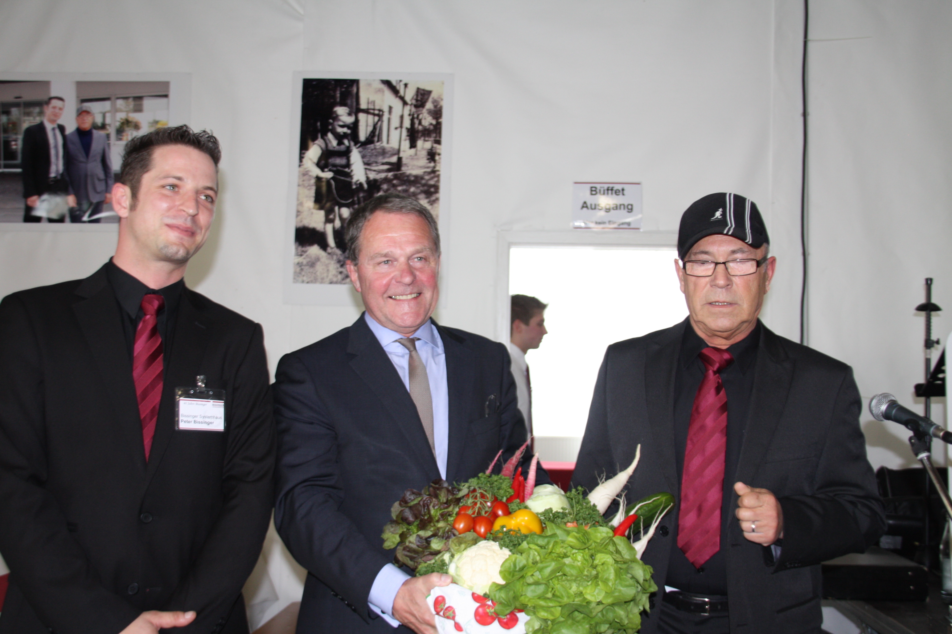 Nach 40 erfolgreichen Jahren auf dem IT-Markt feiert die ...