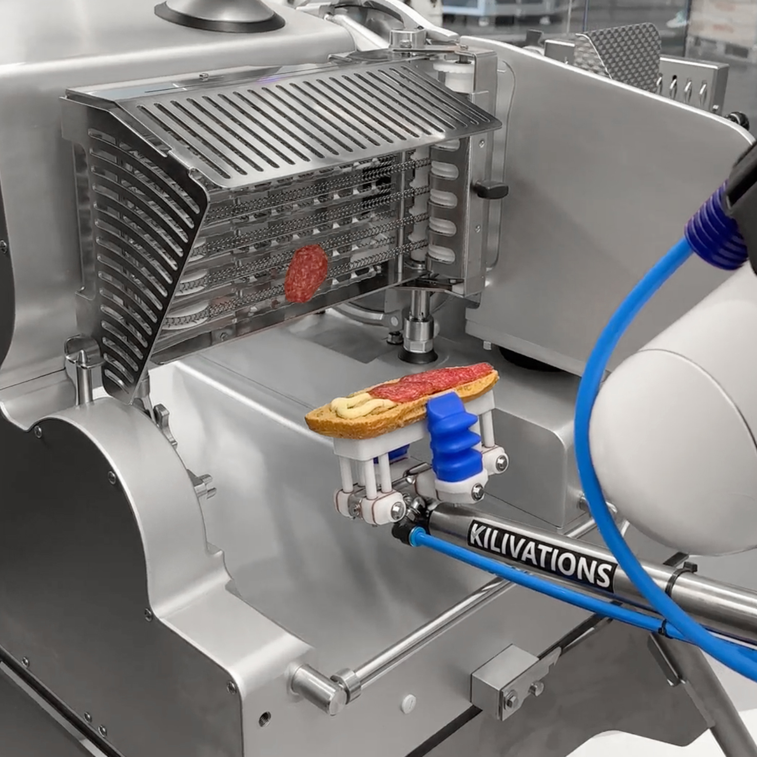 Premiere at automatica 2025: Robot-assisted sandwich station ...