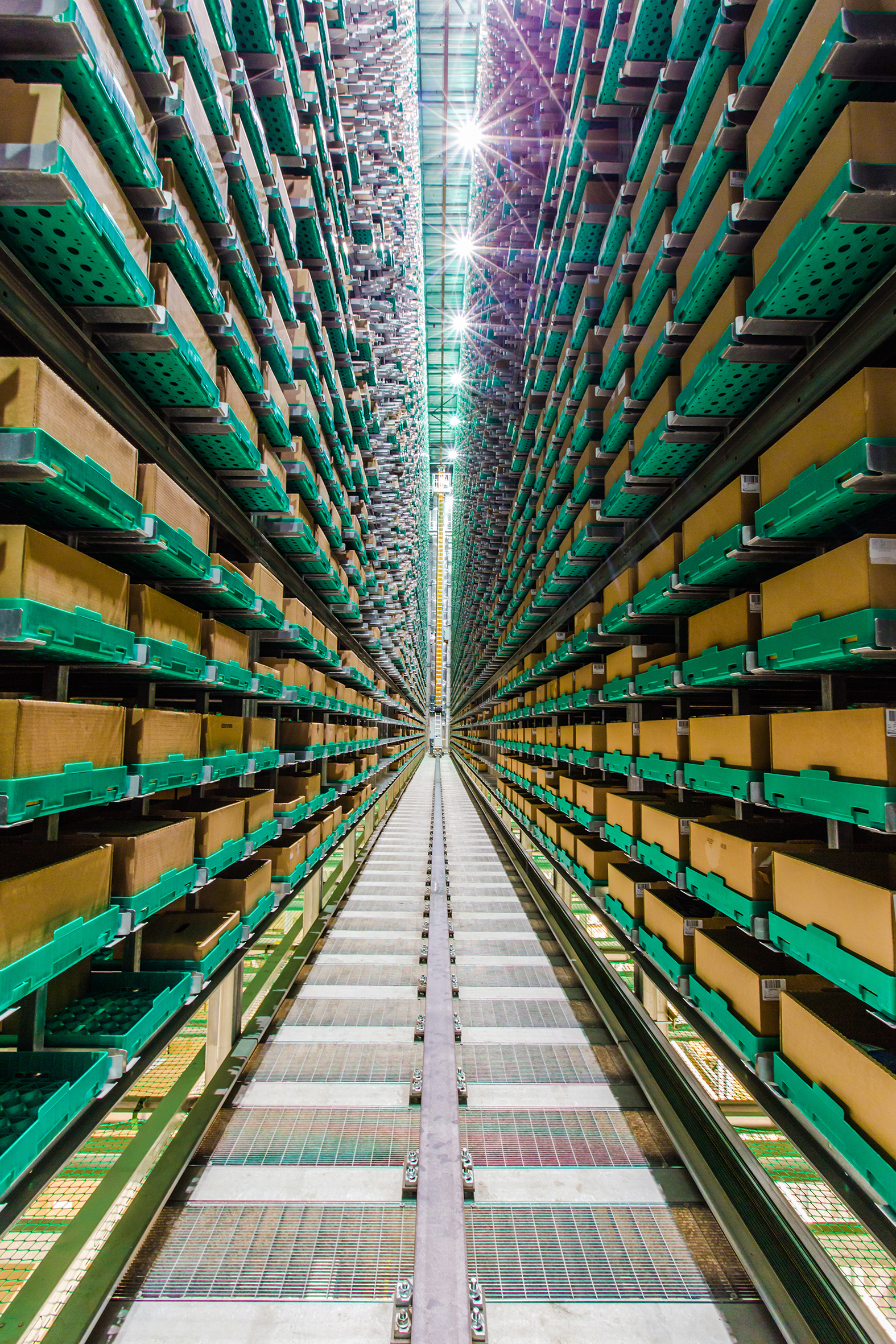 Hohe Effizienz und intelligente Vernetzung, WITRON Logistik ...