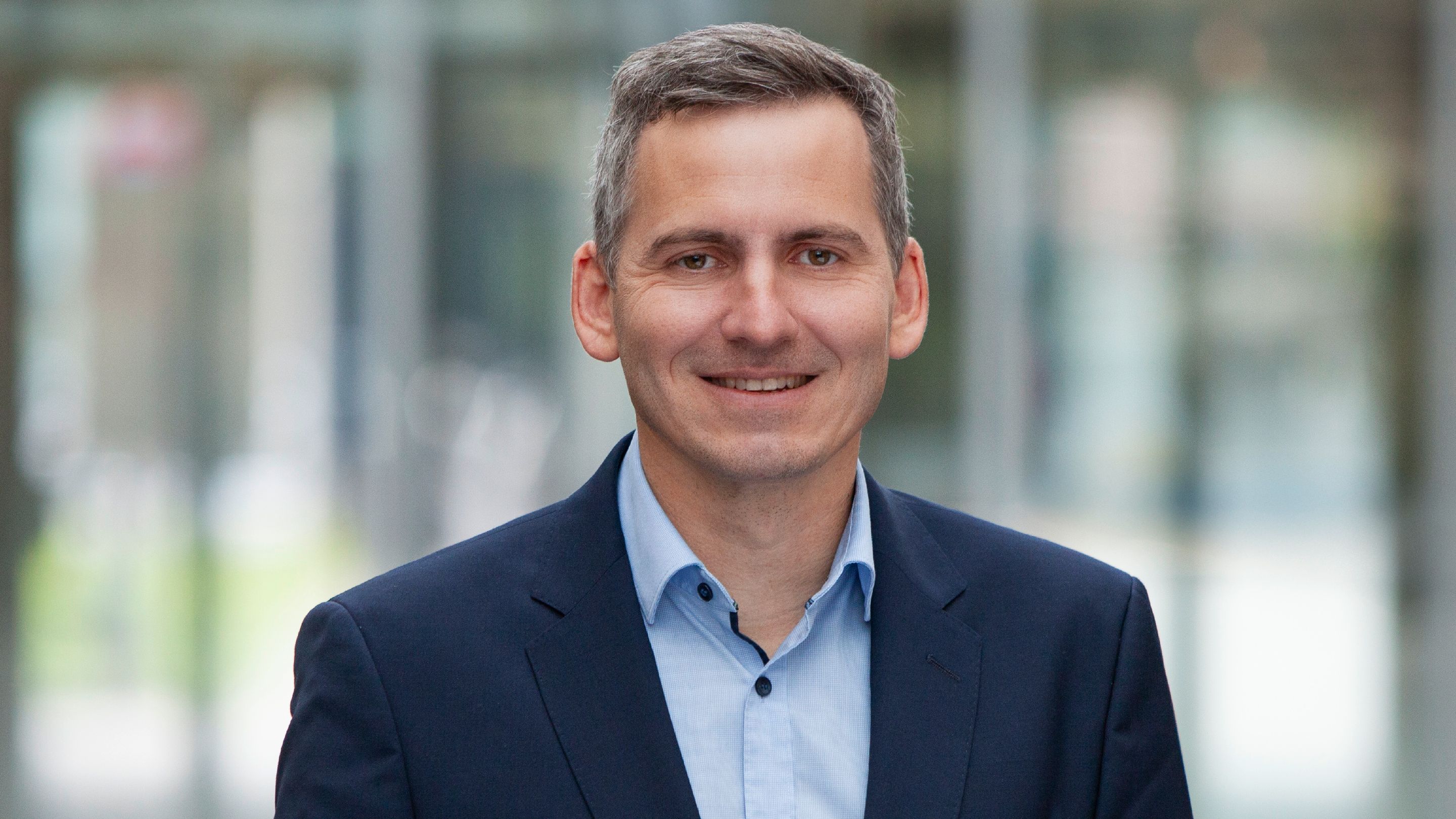 Neuer Geschäftsführer bei Rohde & Schwarz, Rohde & Schwarz GmbH & Co. KG, Story - PresseBox