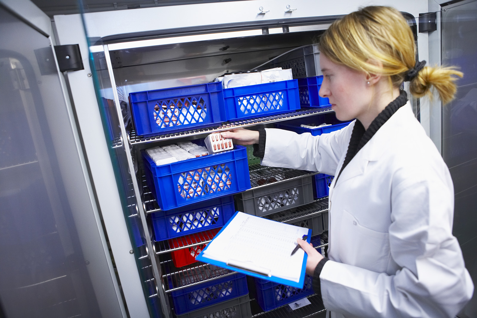 DRUG SAFETY - a major issue in the patient protection worldwide, BINDER ...