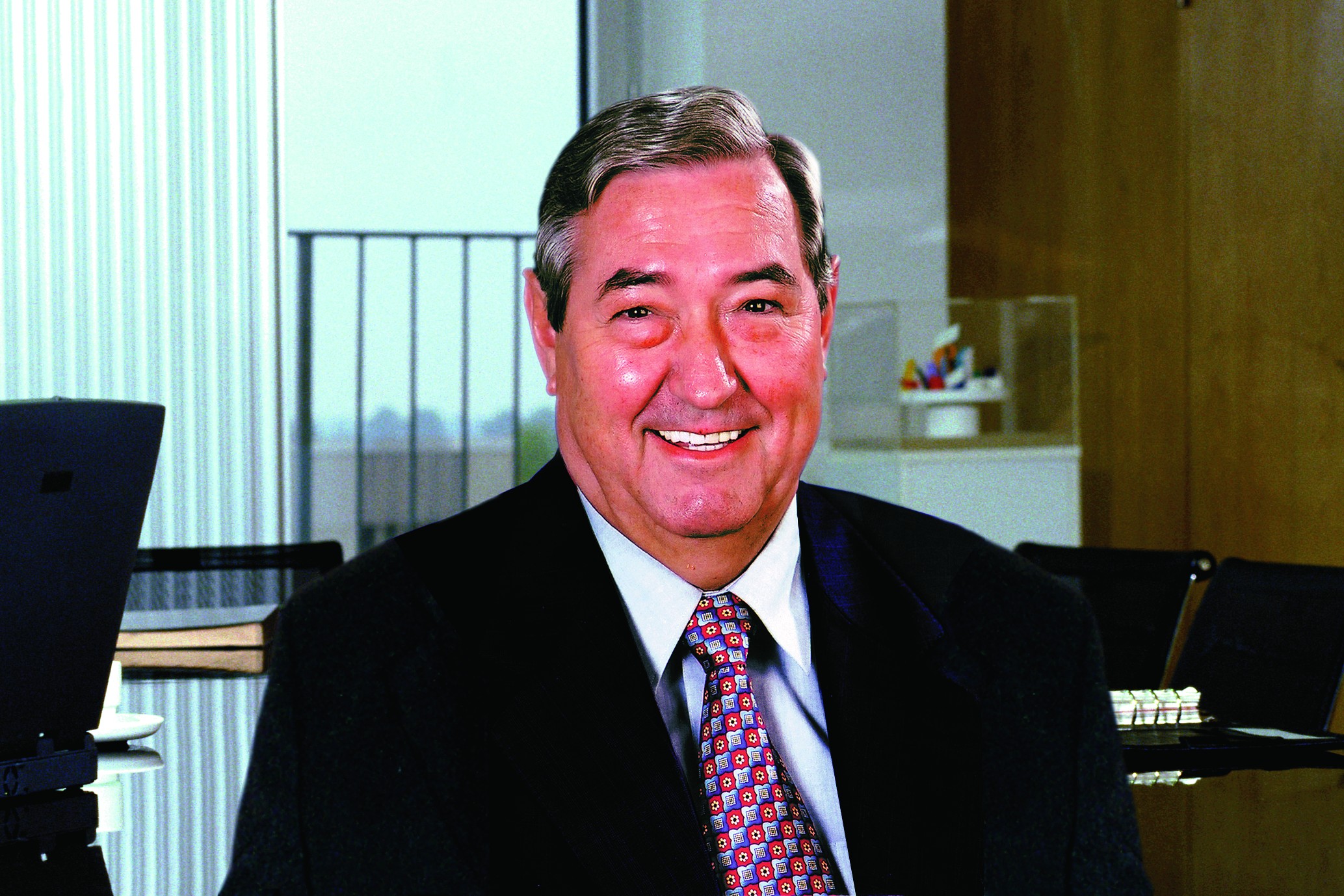 ebm-papst treibt seine internationalen Prozesse an, all for one Steeb ...