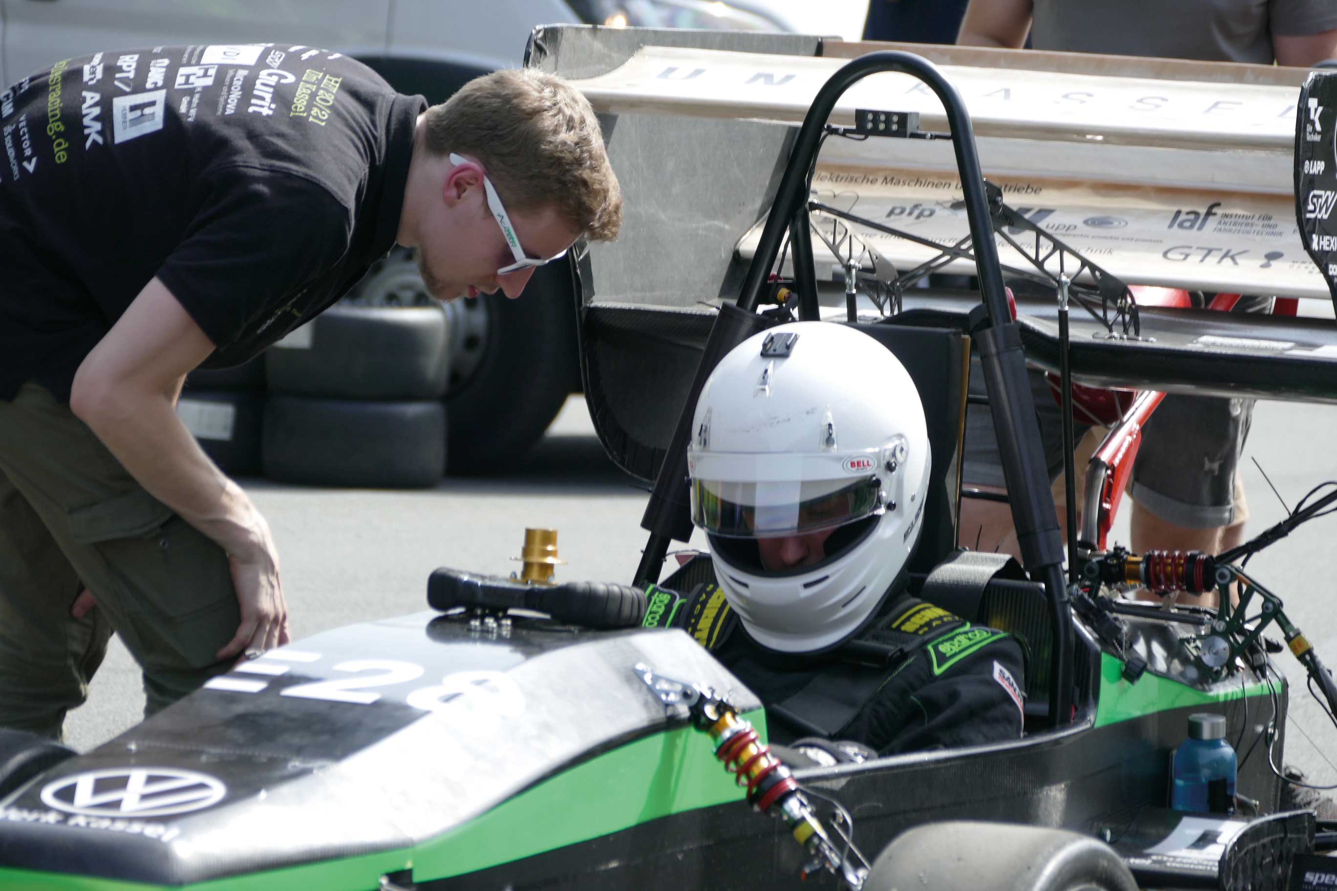 Der Nachwuchs geht ins Rennen, norelem Normelemente GmbH & Co. KG ...