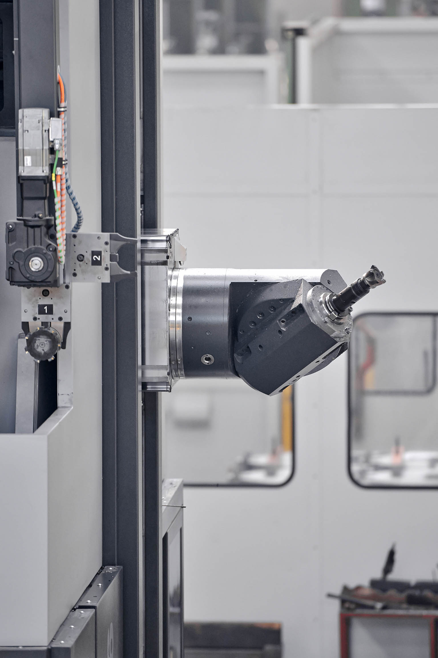 Double the power to fulfil men’s dreams, SHW Werkzeugmaschinen GmbH ...