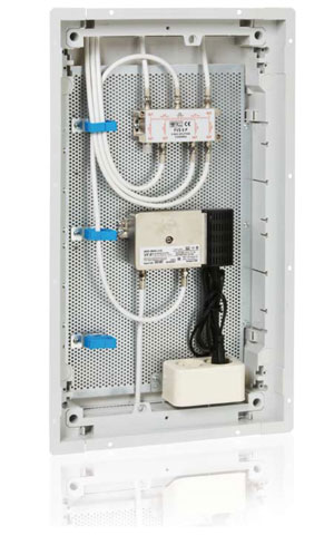 Neue Mediaverteiler sichern strukturierte Verkabelung, STRIEBEL & JOHN ...