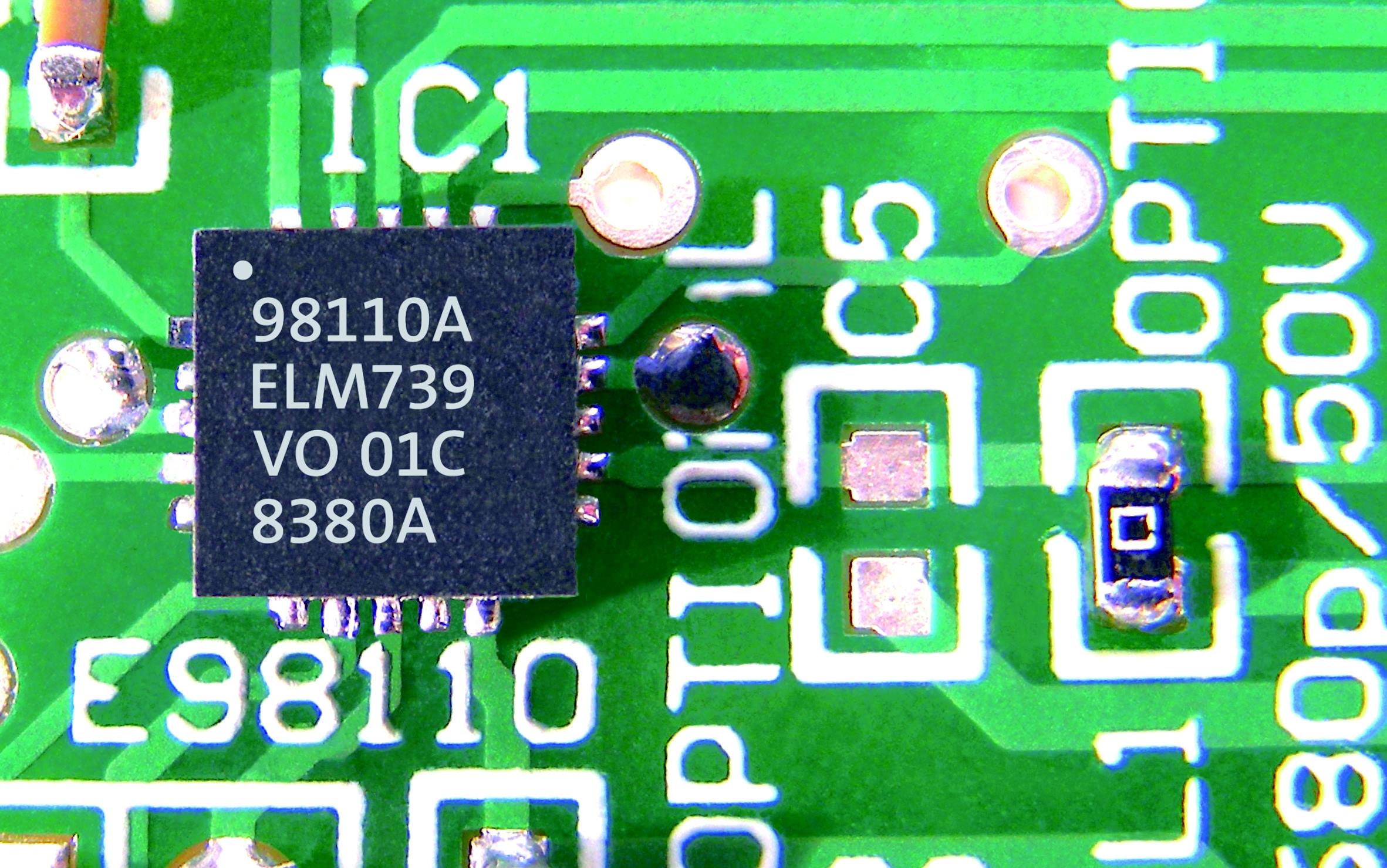 Universal I/O Link transceiver with up to 200 mA driver performance and ...