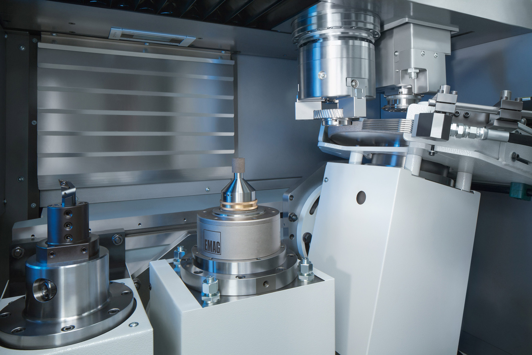 Die Entwicklung in der Produktion vorantreiben, EMAG GmbH & Co.KG ...