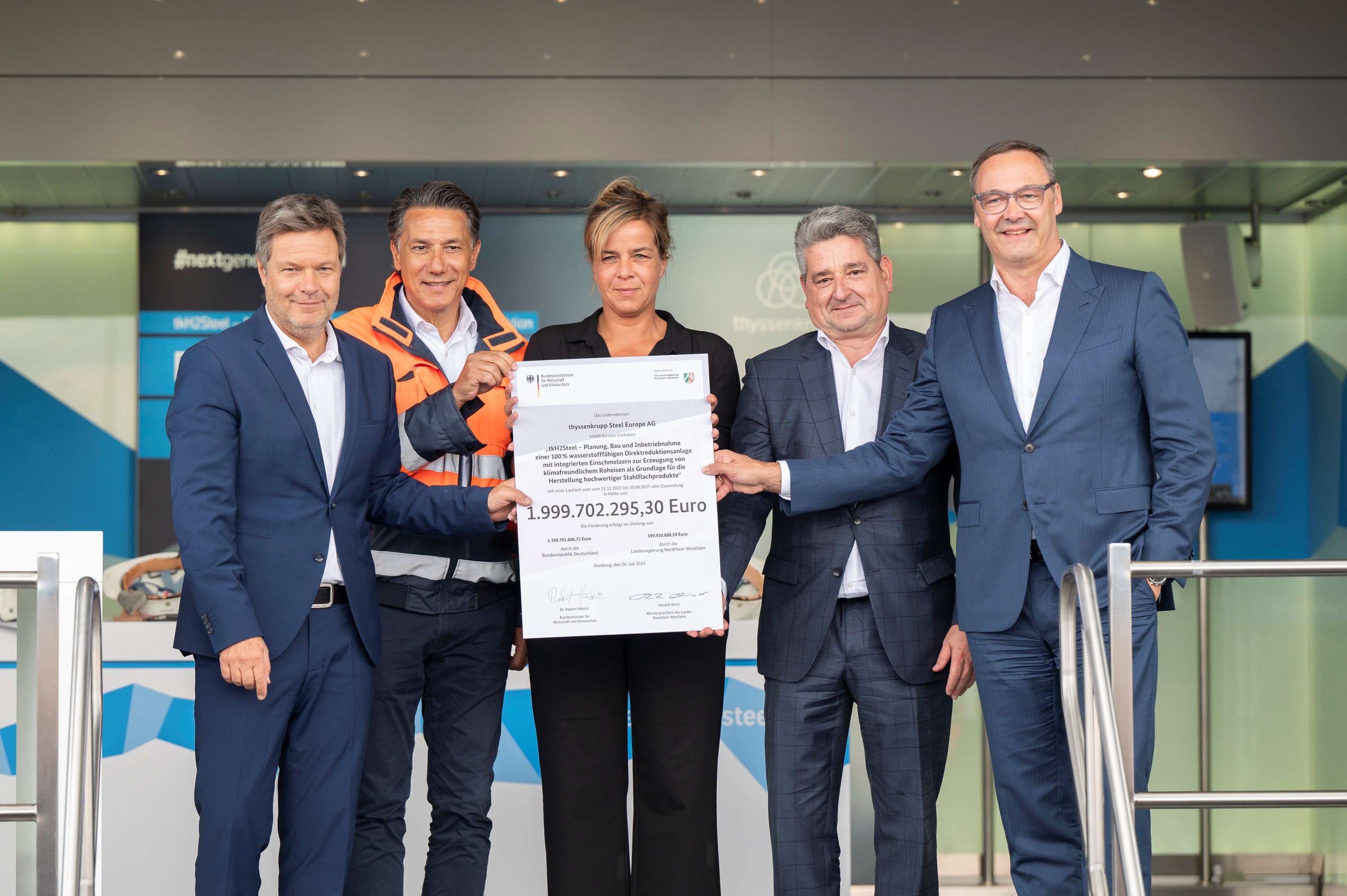 Bundesminister für Wirtschaft und Klimaschutz Robert Habeck besucht ...