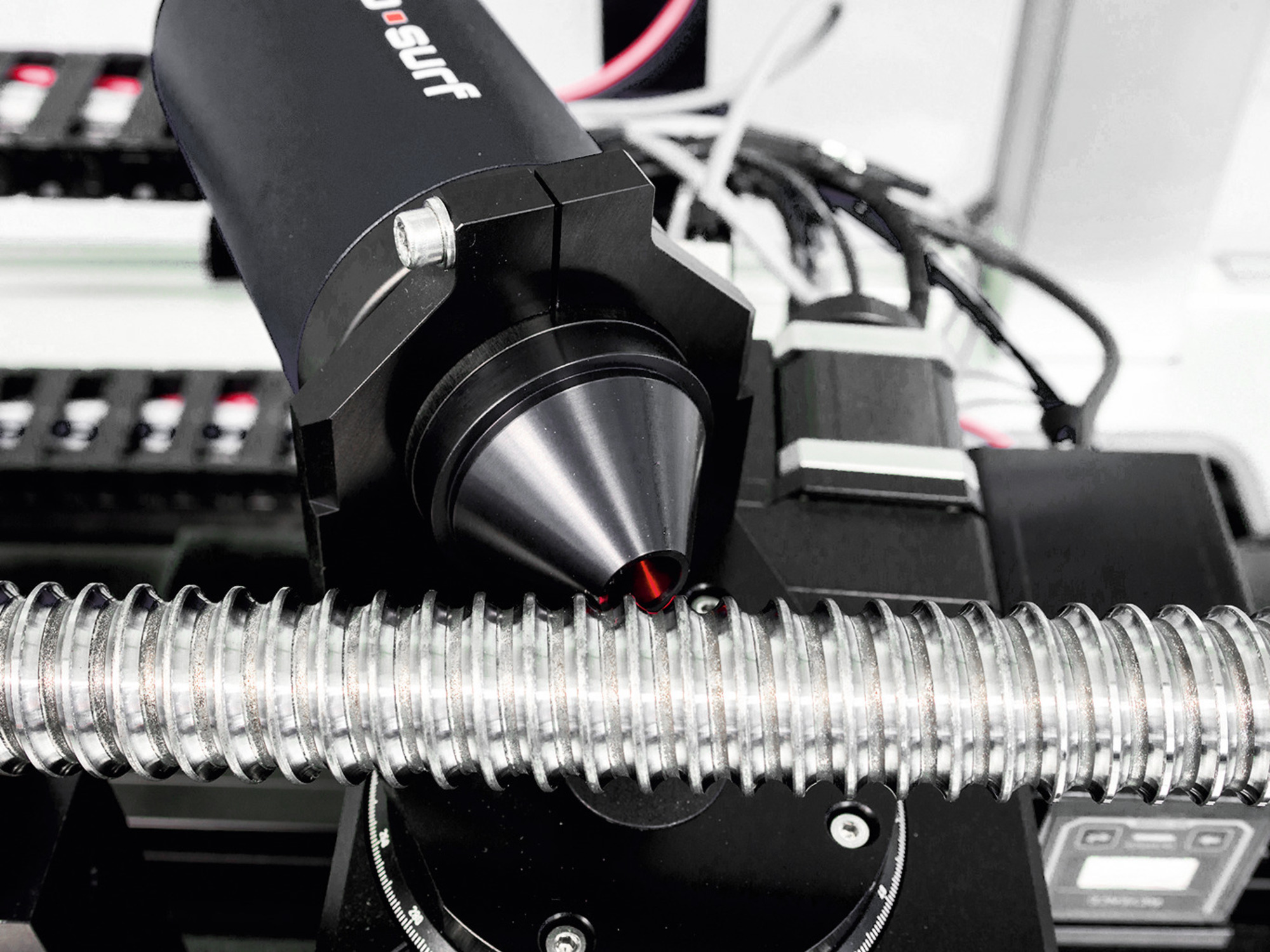 Mahr präsentiert umfassendes Streulicht-Portfolio, Mahr GmbH, Story ...