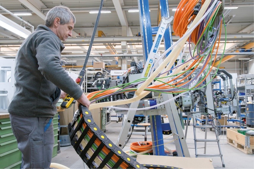 Lapp's Turnover Tops the Billion-Euro Mark, U.I. Lapp GmbH, Story ...