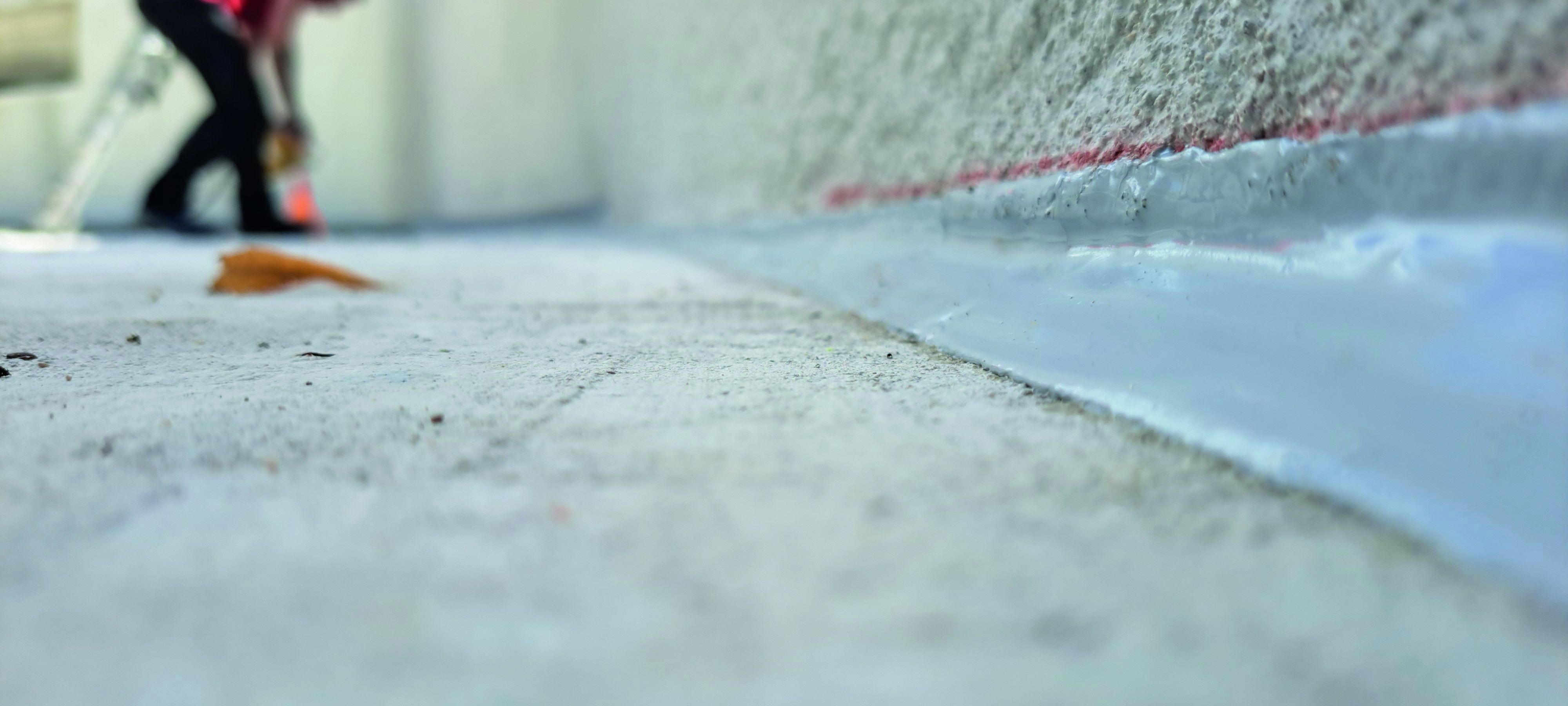 Der neue Alleskönner-Dichtstoff für die Baustelle, MC-Bauchemie Müller GmbH + Co. KG, Story ...