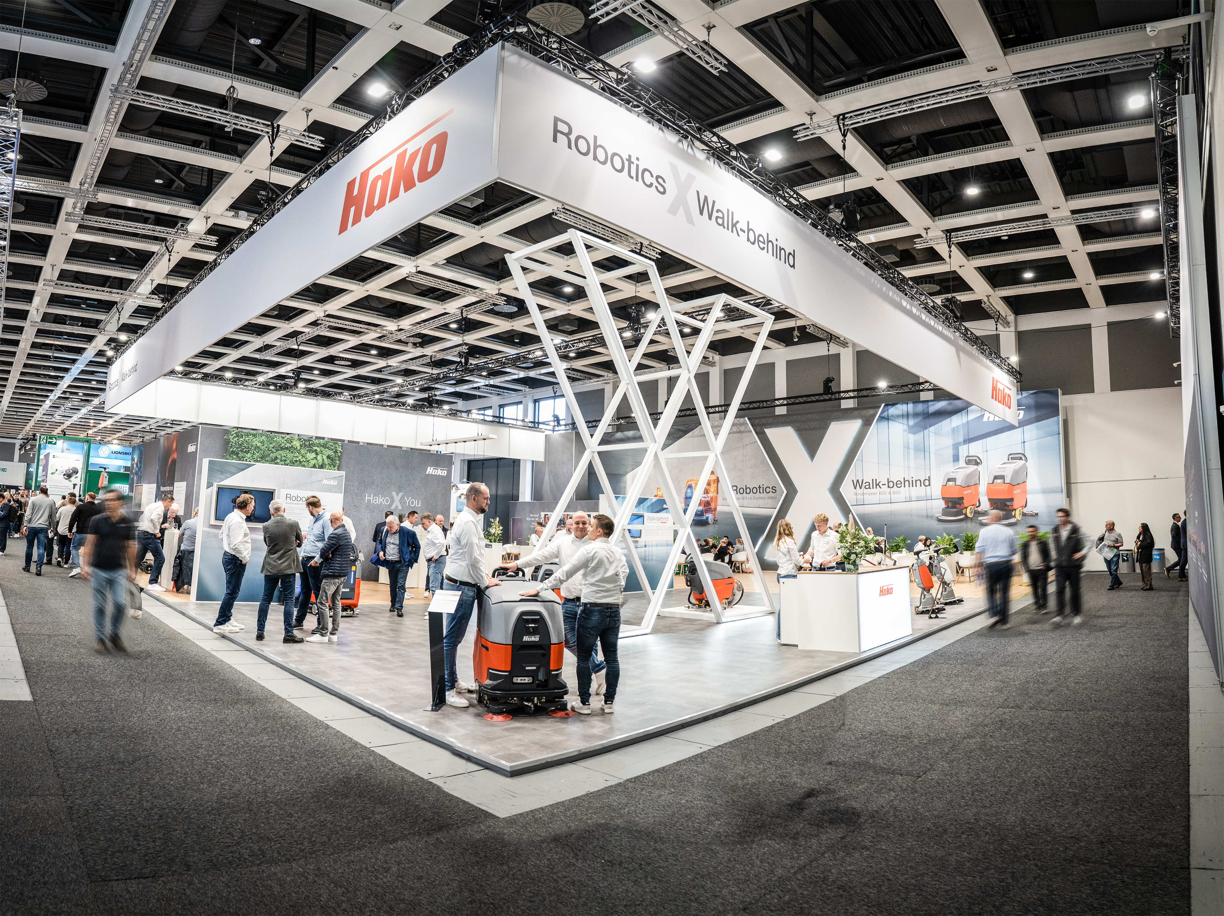 Hako zieht positive Bilanz der CMS 2025, Hako GmbH, Story - PresseBox