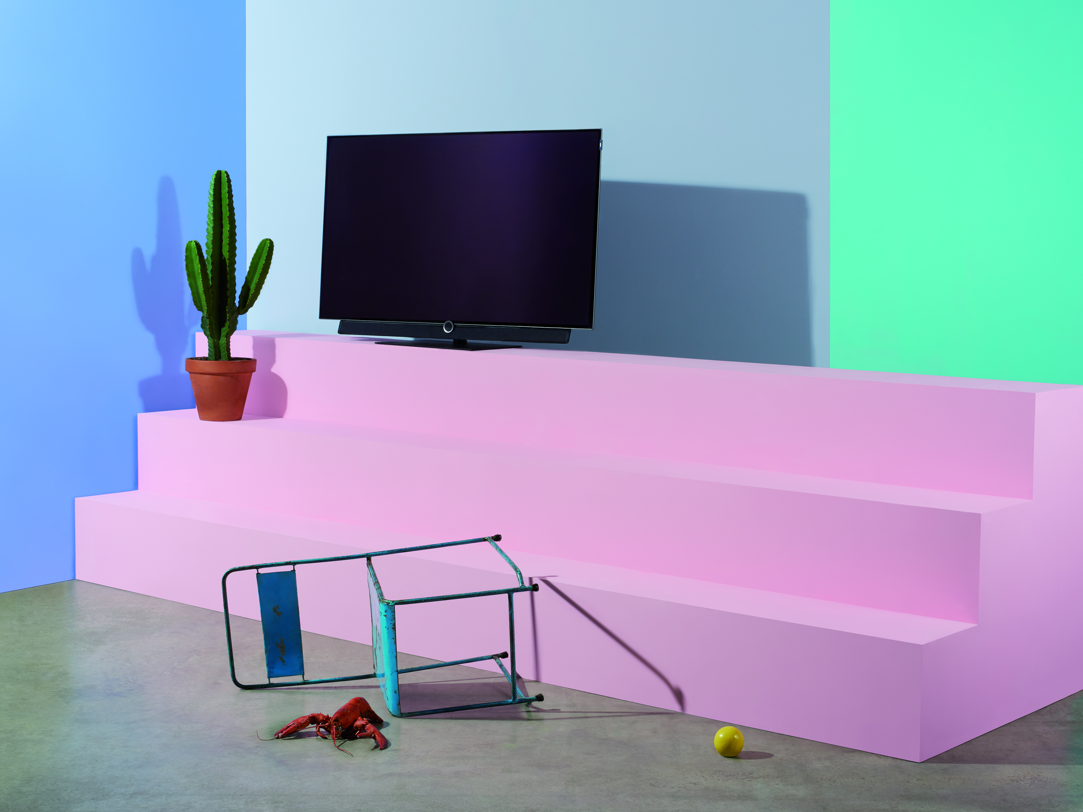 Neu: Loewe lanciert bild 4, Loewe Technology GmbH, Story - PresseBox