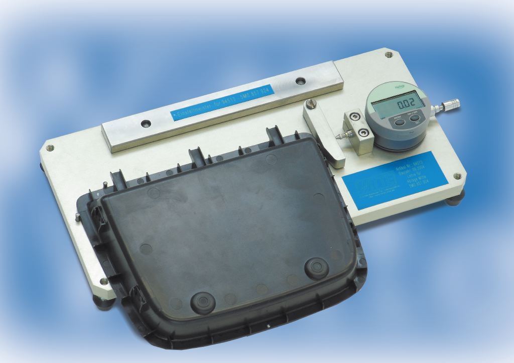 Modular fixturing for checking passenger car interior parts, Witte ...