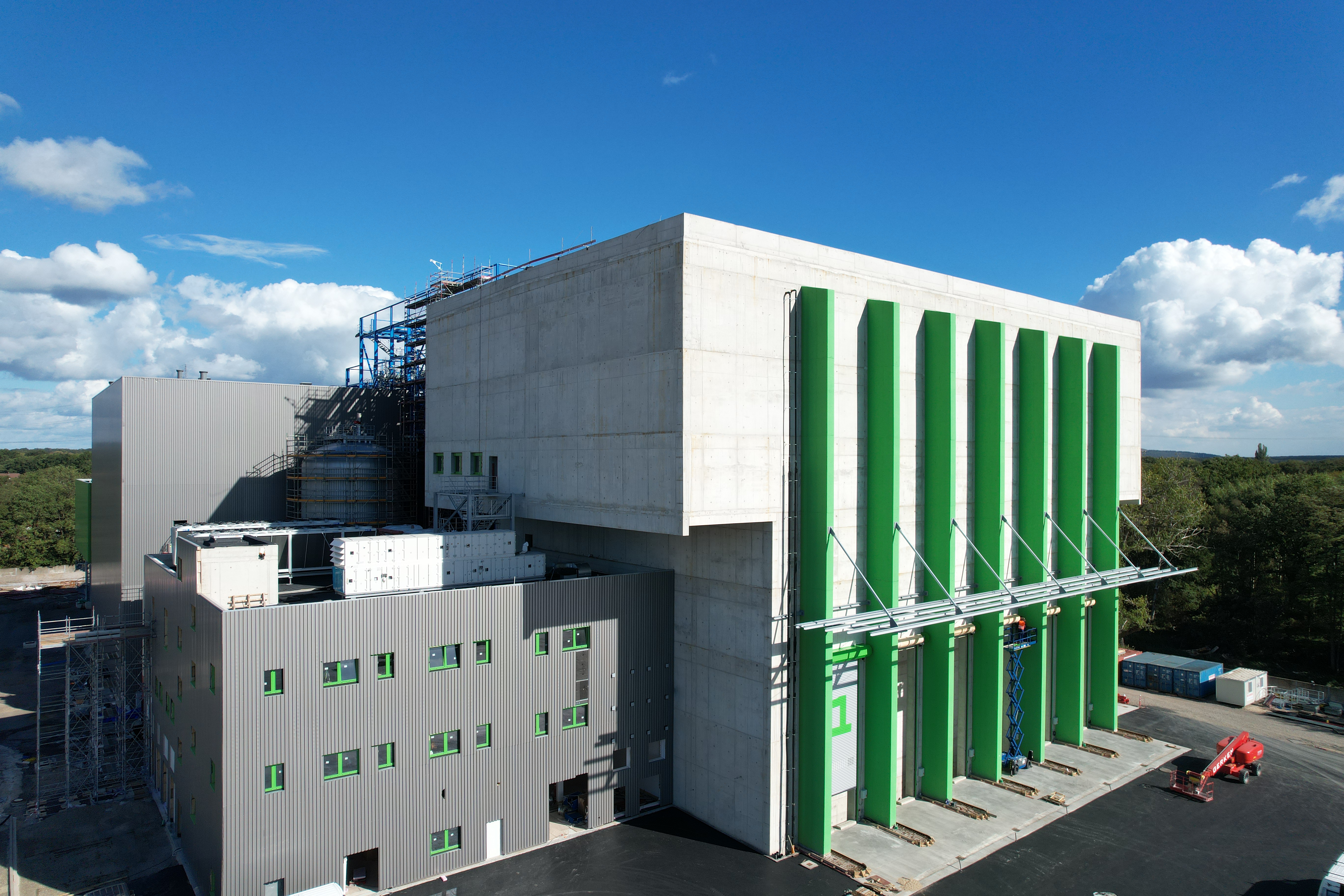 Reducing CO₂ using waste wood: the Dinslaken Wood Energy Centre shows ...
