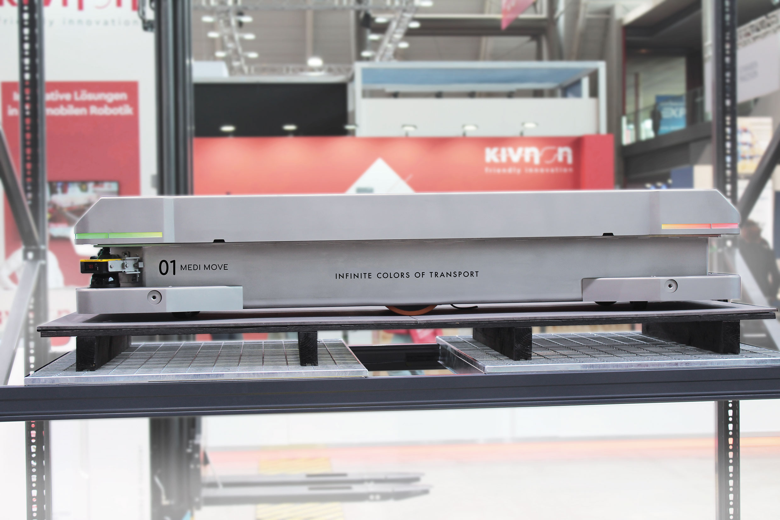 Modellreihe MEDI MOVE feiert Premiere, ek robotics GmbH, Story - PresseBox