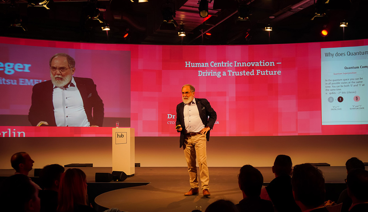 Eine Brücke zum Quantencomputing - und wieso wir sie benötigen, Fujitsu ...