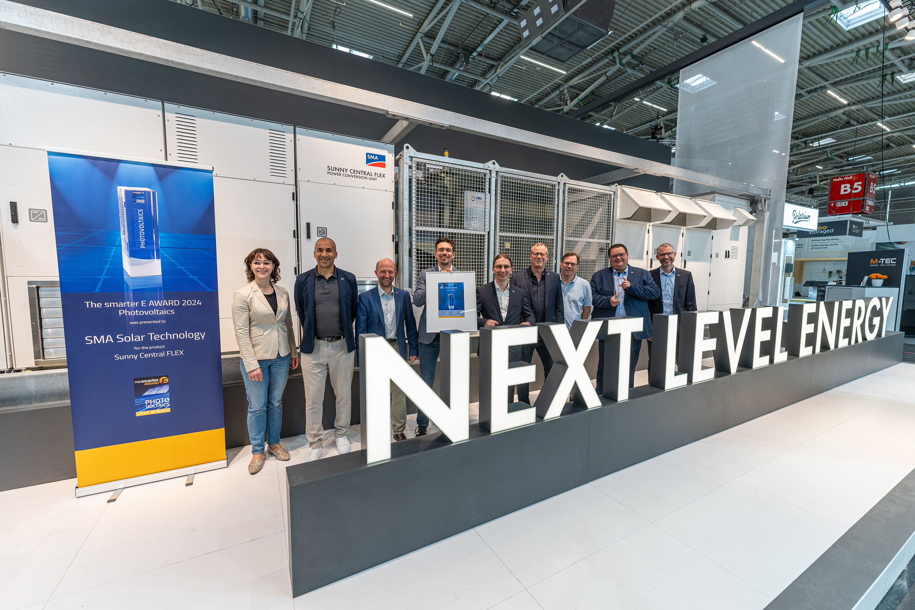 SMA wins the smarter E Award 2024 with its new platform solution for PV ...