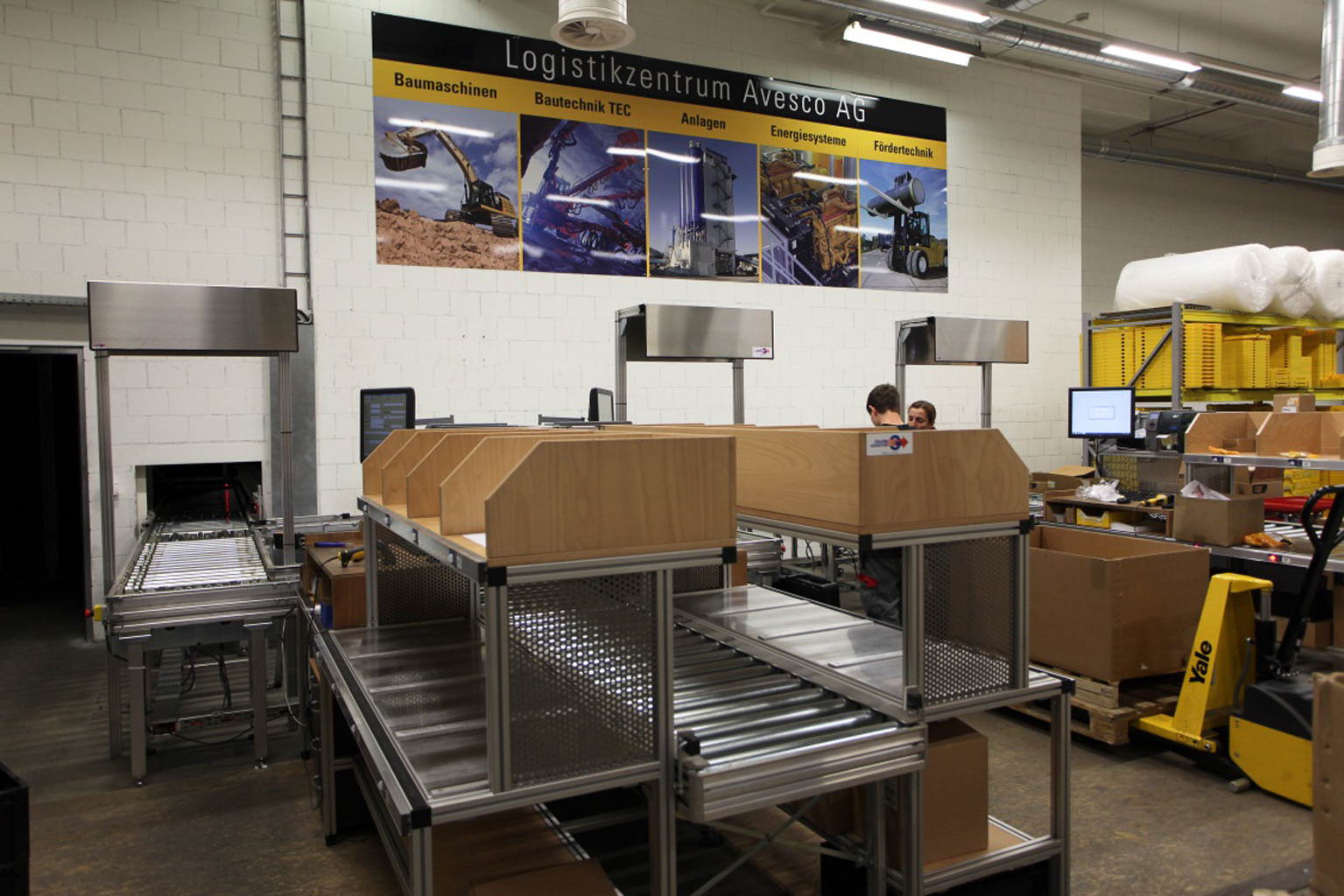 Pick-by-Light und das Ware-zur-Person-Prinzip machen das ...