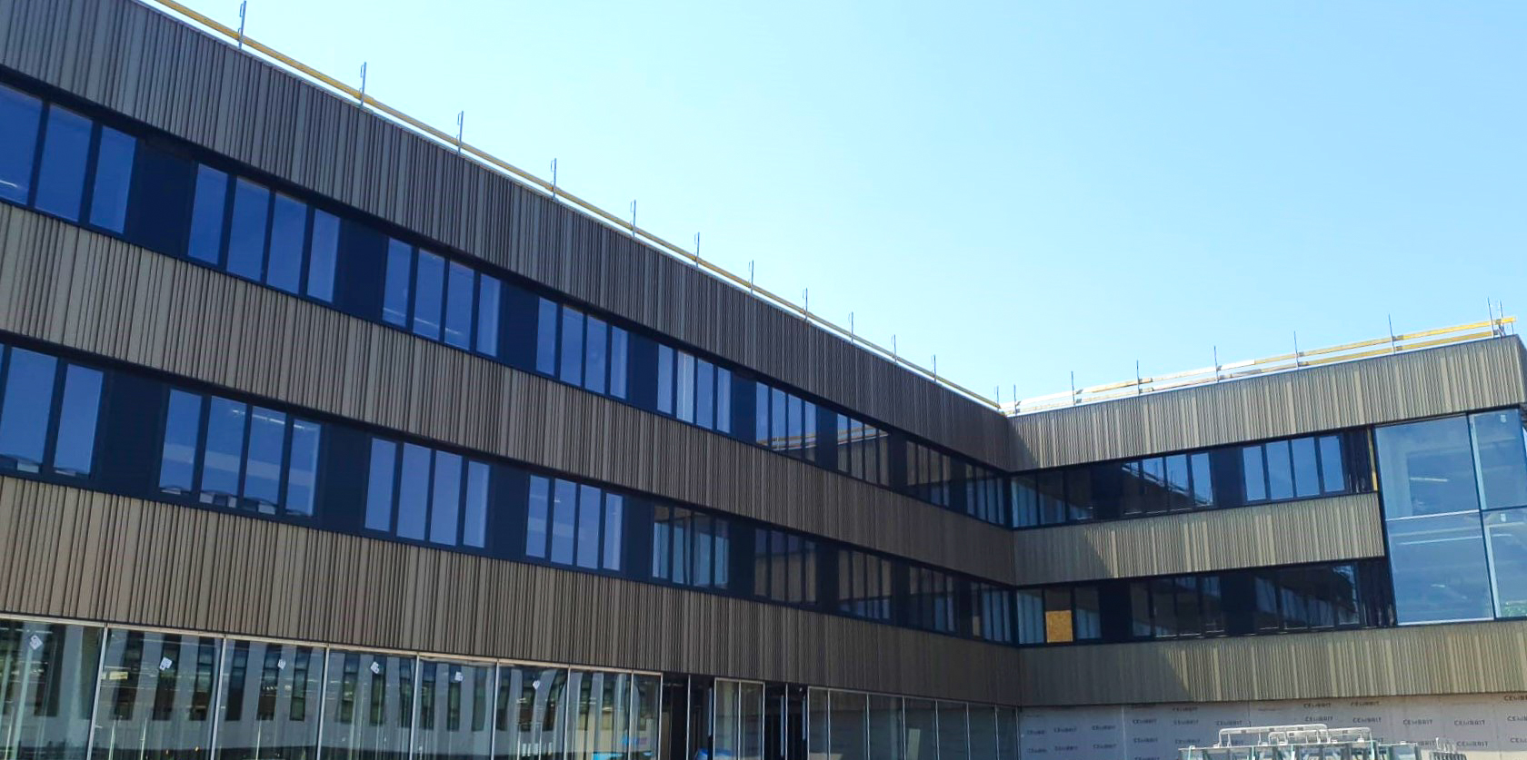 Bildung im Einklang mit der Umwelt: Dulon College in Ede erlebt eindrucksvolle Sanierung mit ...