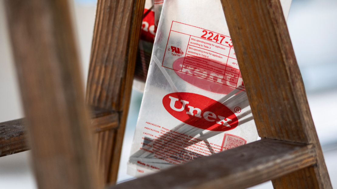 Unex: Pionier in der Herstellung von isolierenden Kabelrinnen aus 100%ig recyceltem ...