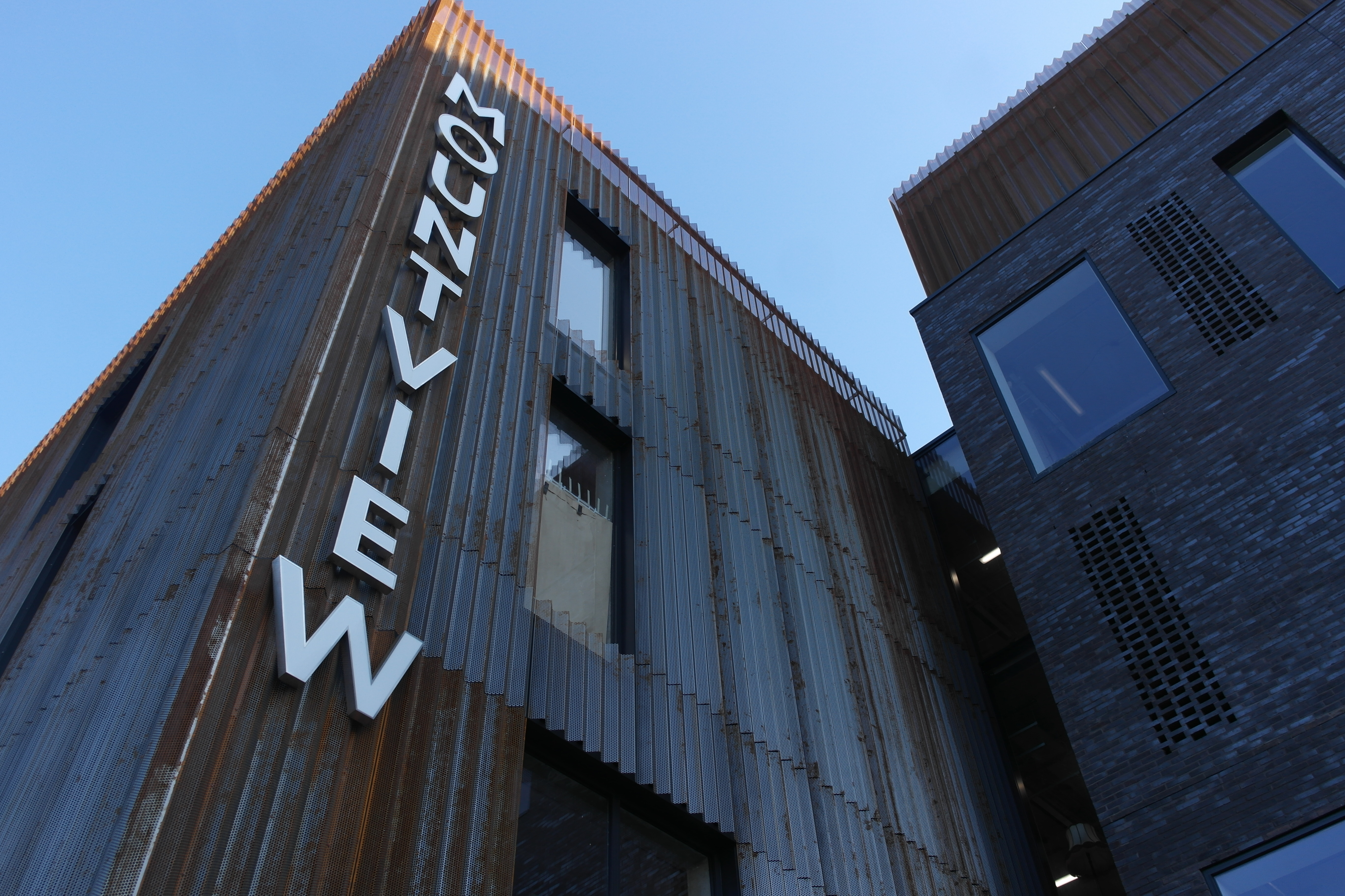 Neues Gebäude der Mountview Academy of Theatre Arts London mit ...