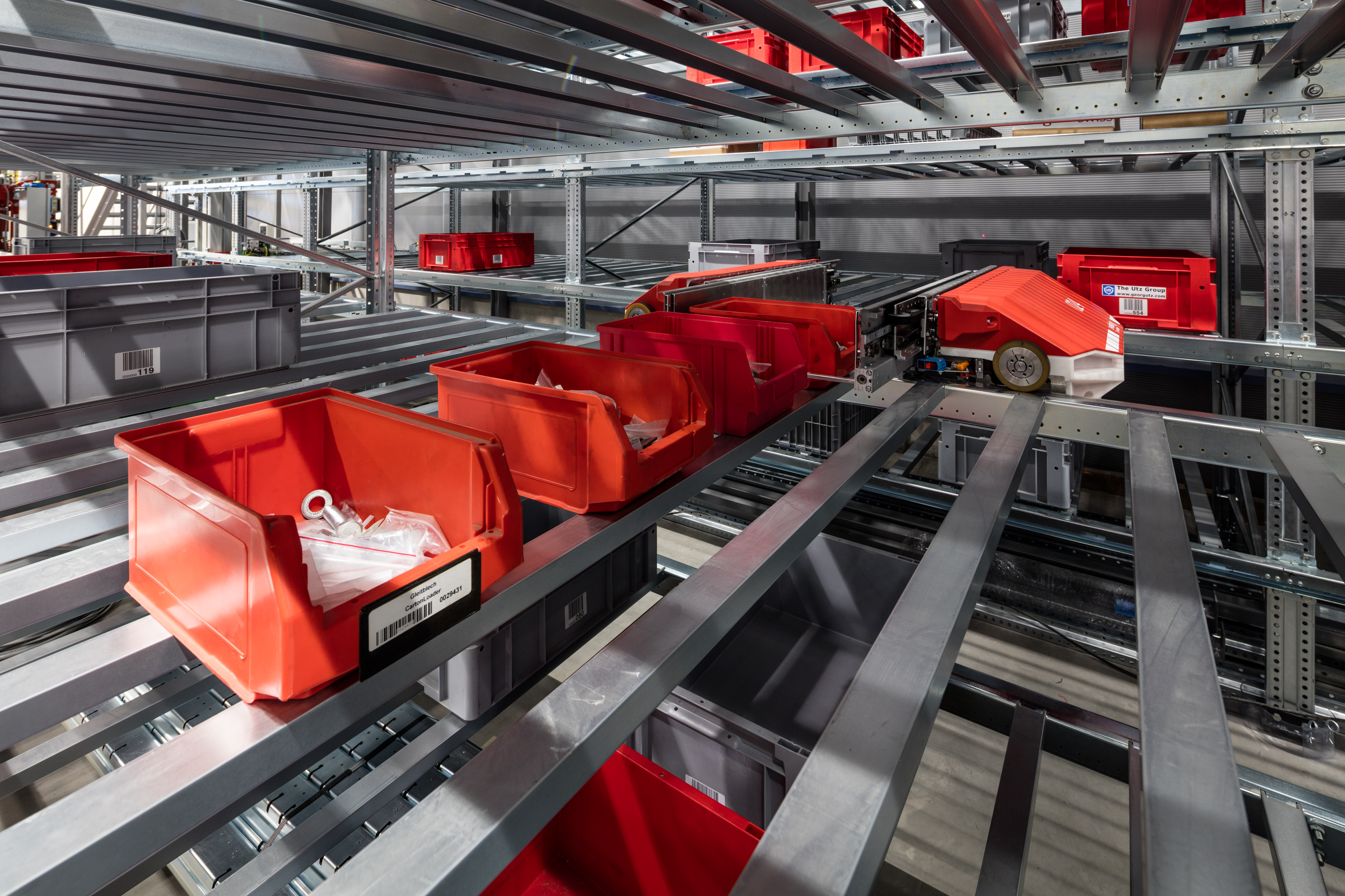 Swisslog meets KUKA auf der Hannover Messe, Swisslog AG, Story - PresseBox