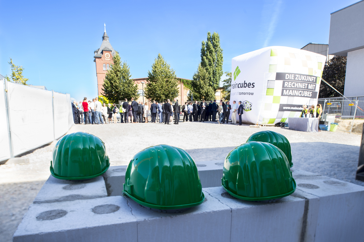 maincubes one legt Grundstein für Rechenzentrum der nächsten Generation ...