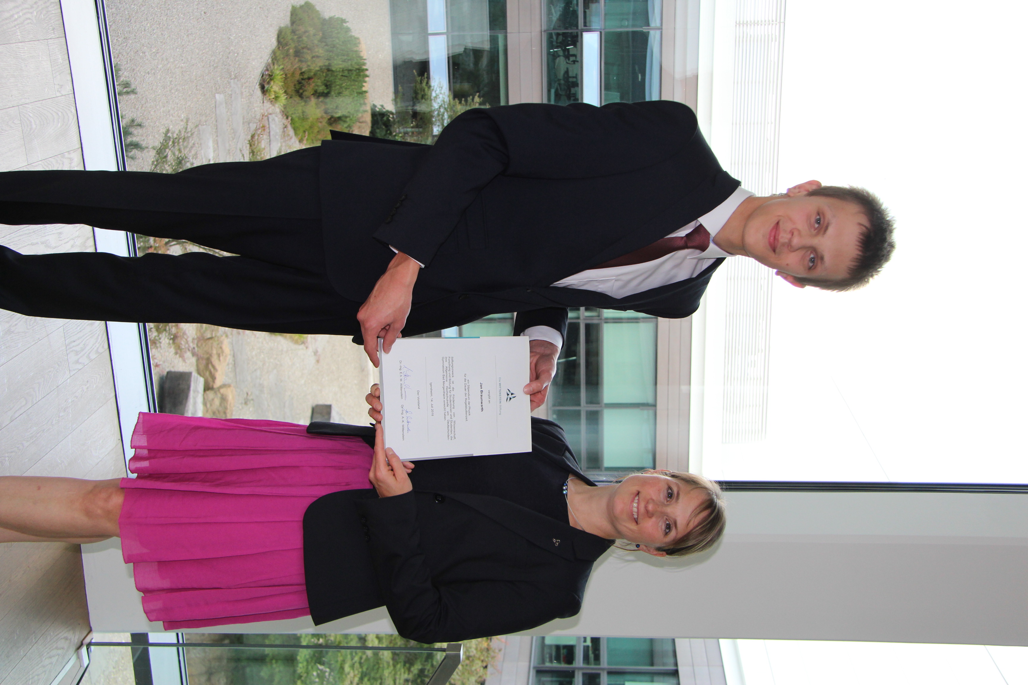 Jan Braunwarth erhält das WITTENSTEIN-Stipendium 2018, WITTENSTEIN SE ...