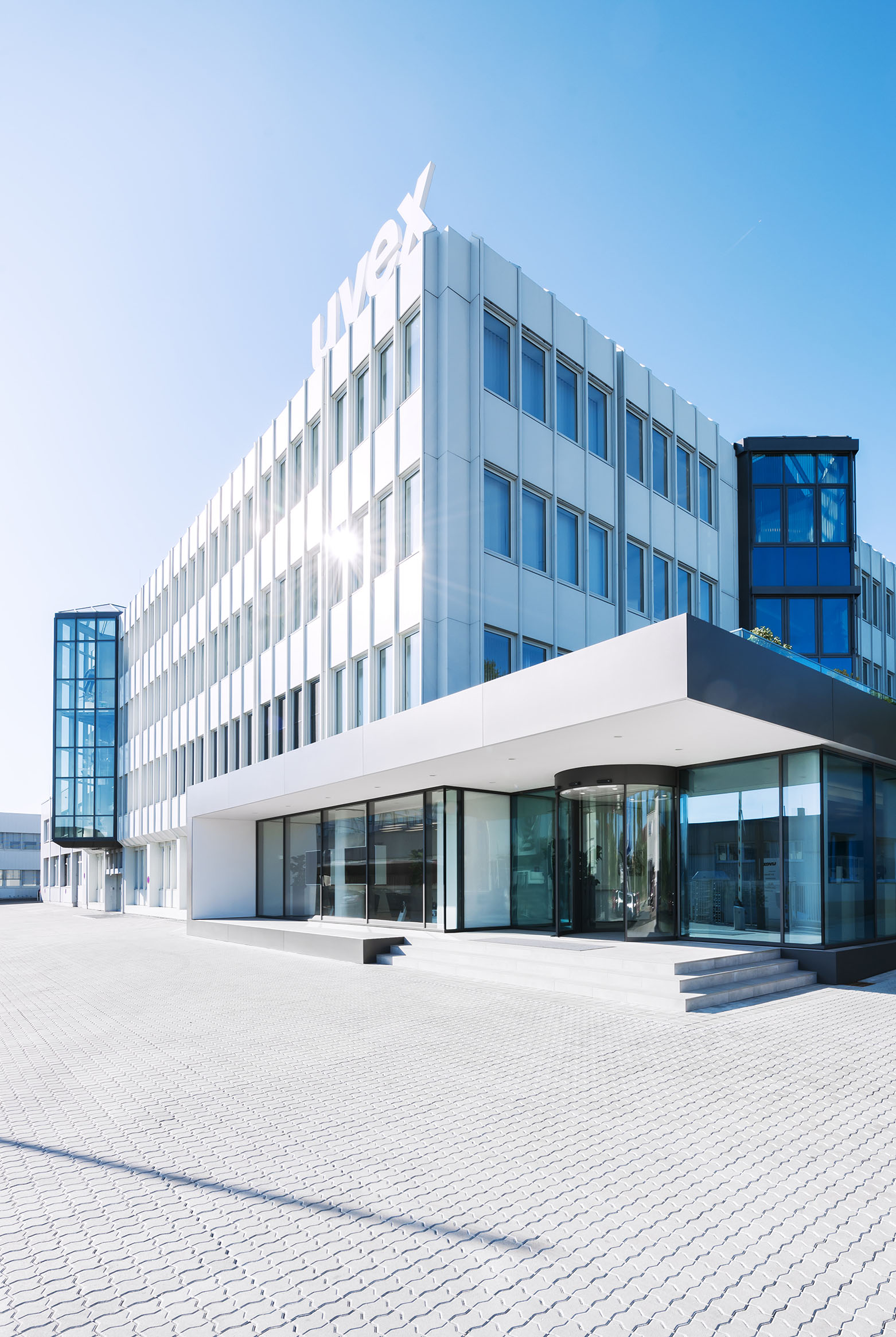 MobileIron Cloud als Motor für Mobility-Strategie von uvex, MobileIron ...