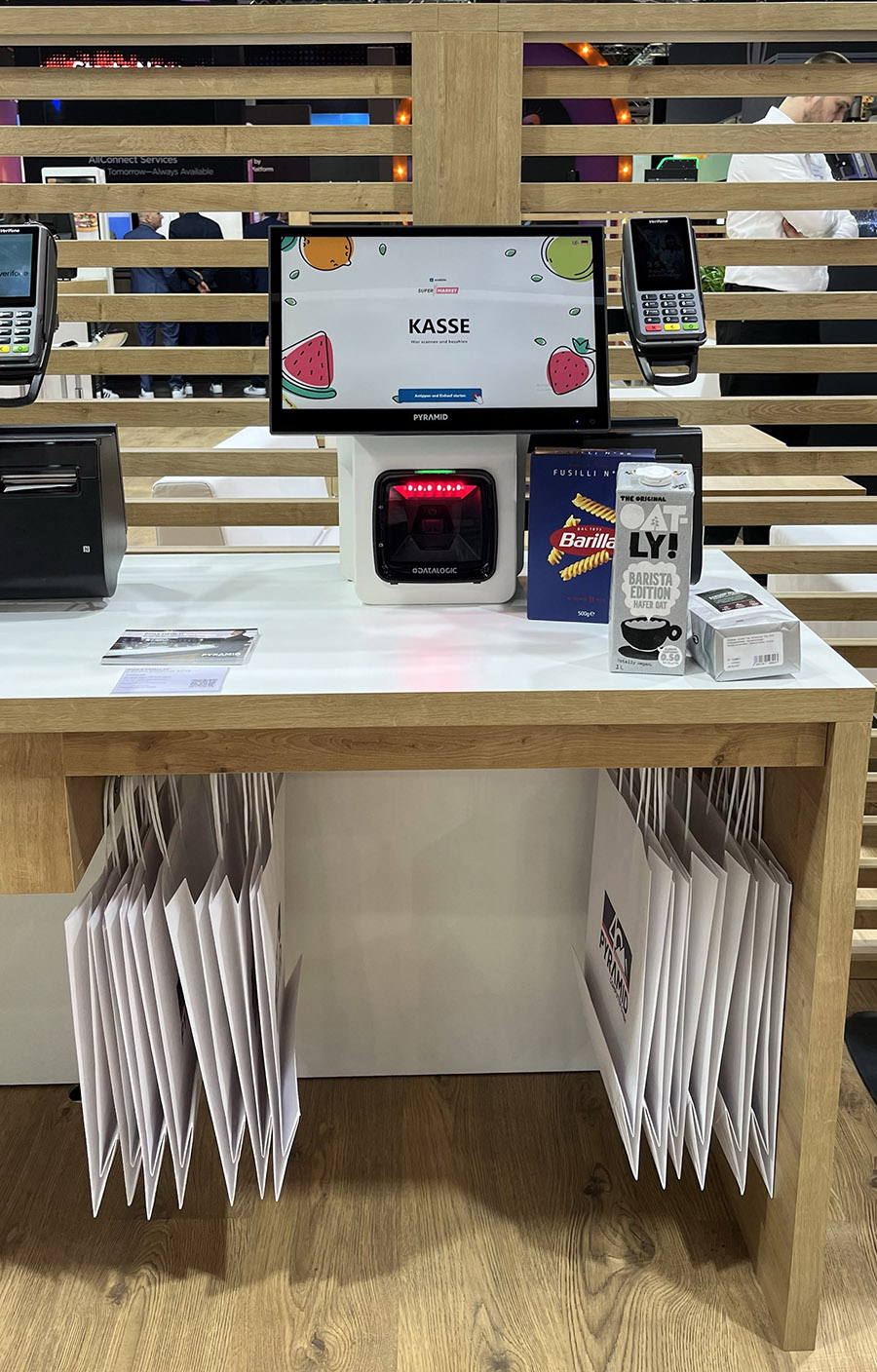 Pyramid Computer stellt neues SCO-System POLYTOUCH® pSyCO auf EuroCIS ...