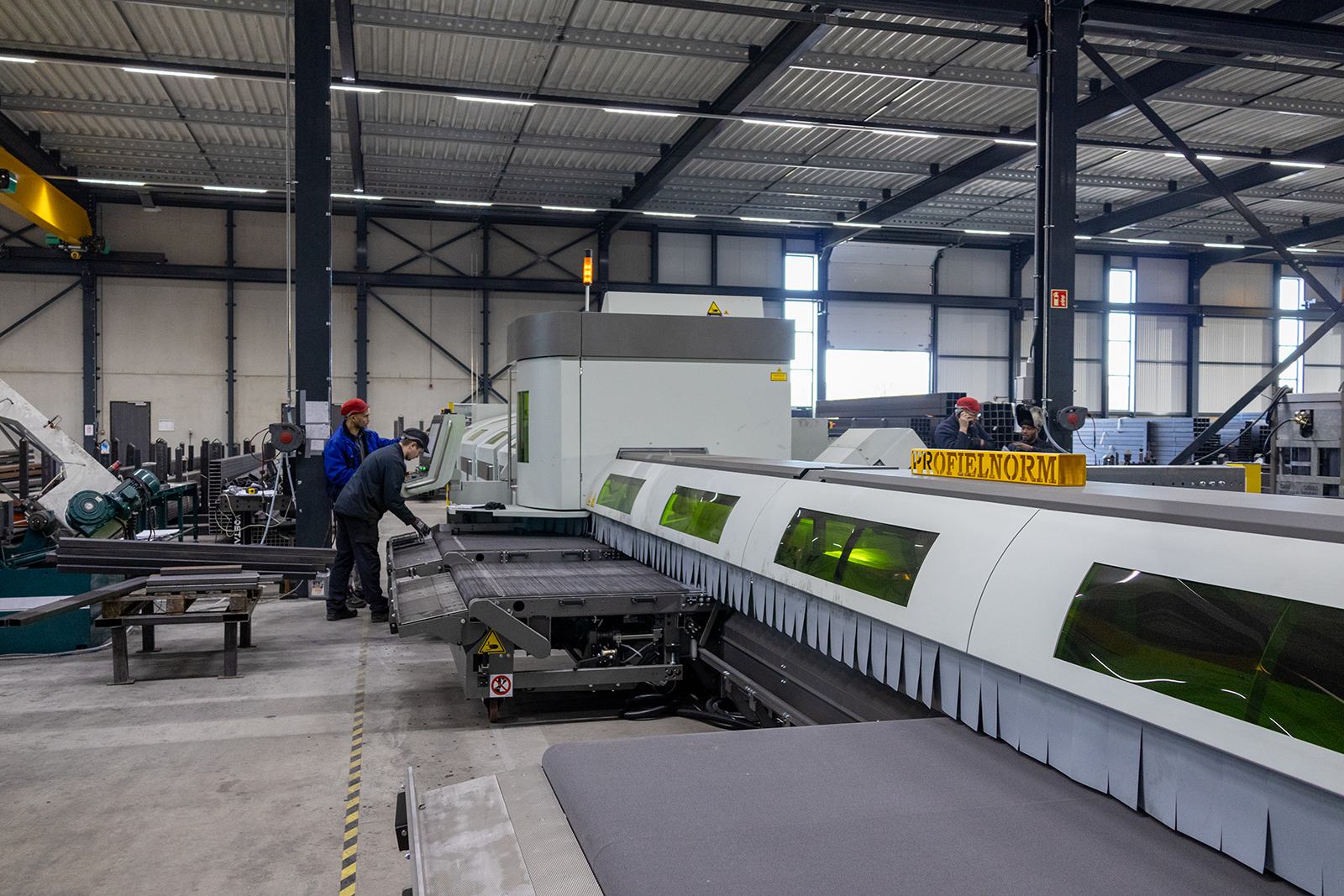 Turning height into opportunity: Profielnorm EAST brings scalable mezzanine solutions to LogiMAT ...