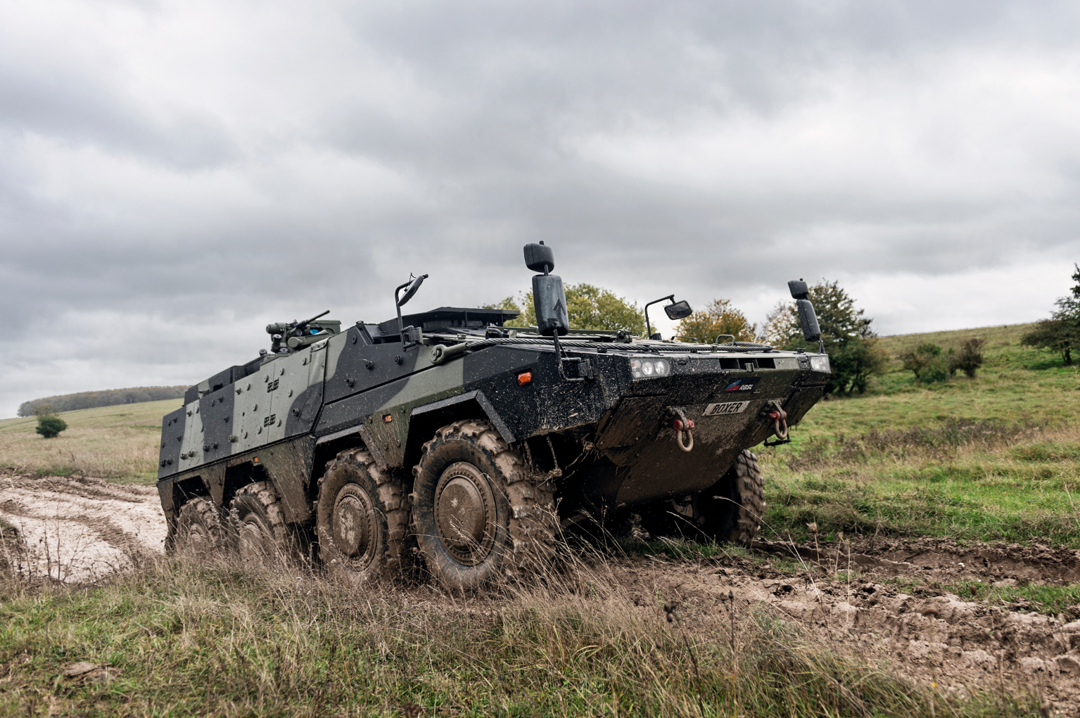 UK Ministry of Defence orders more than 500 Boxers in €2.6 billion ...