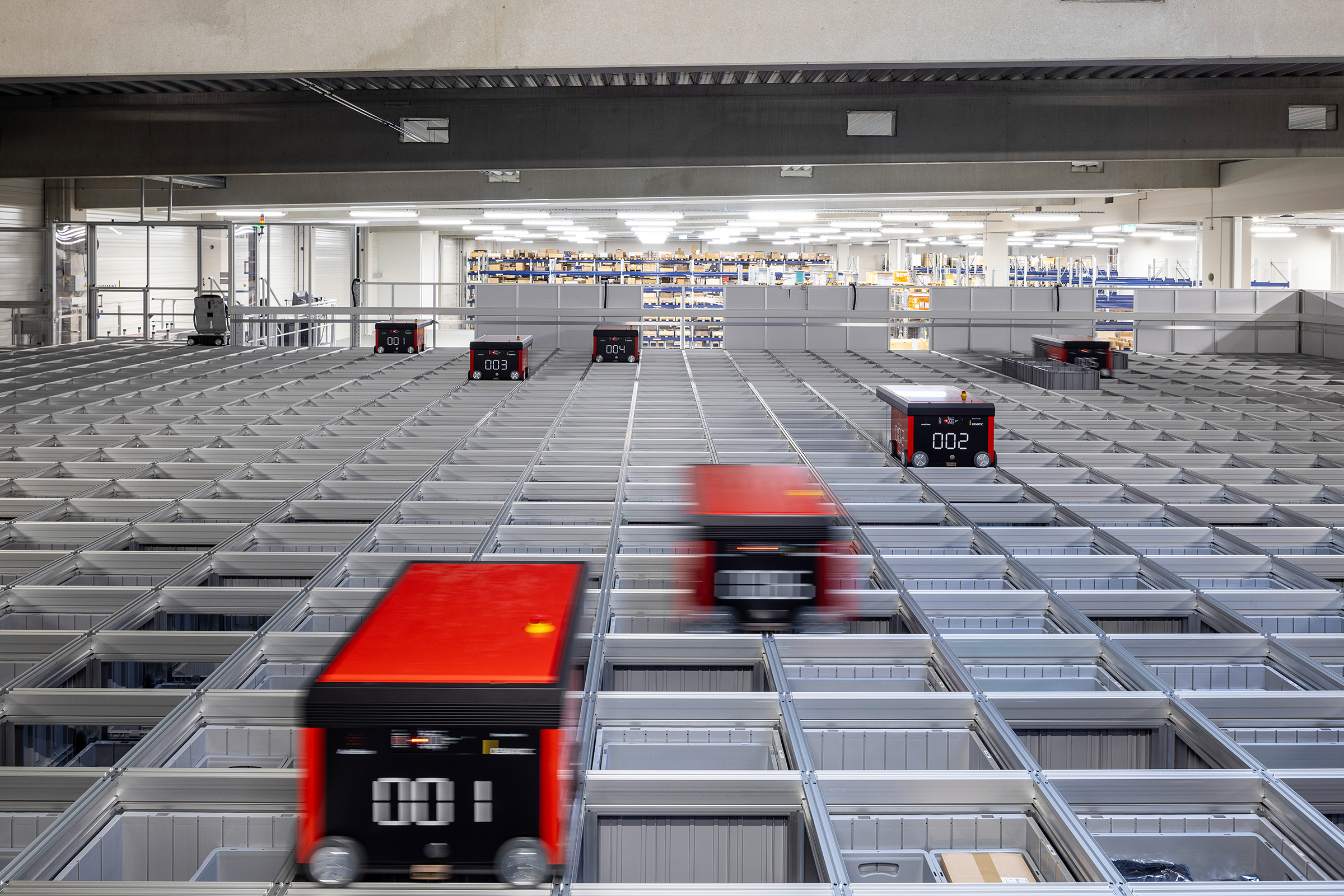 Dematic automatisiert neues Distributionszentrum der ERAM-Gruppe ...