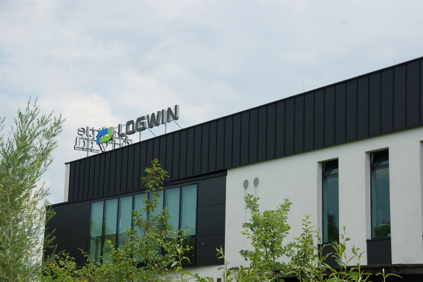 Logwin erweitert Angebot in Polen, Logwin AG, Story - PresseBox