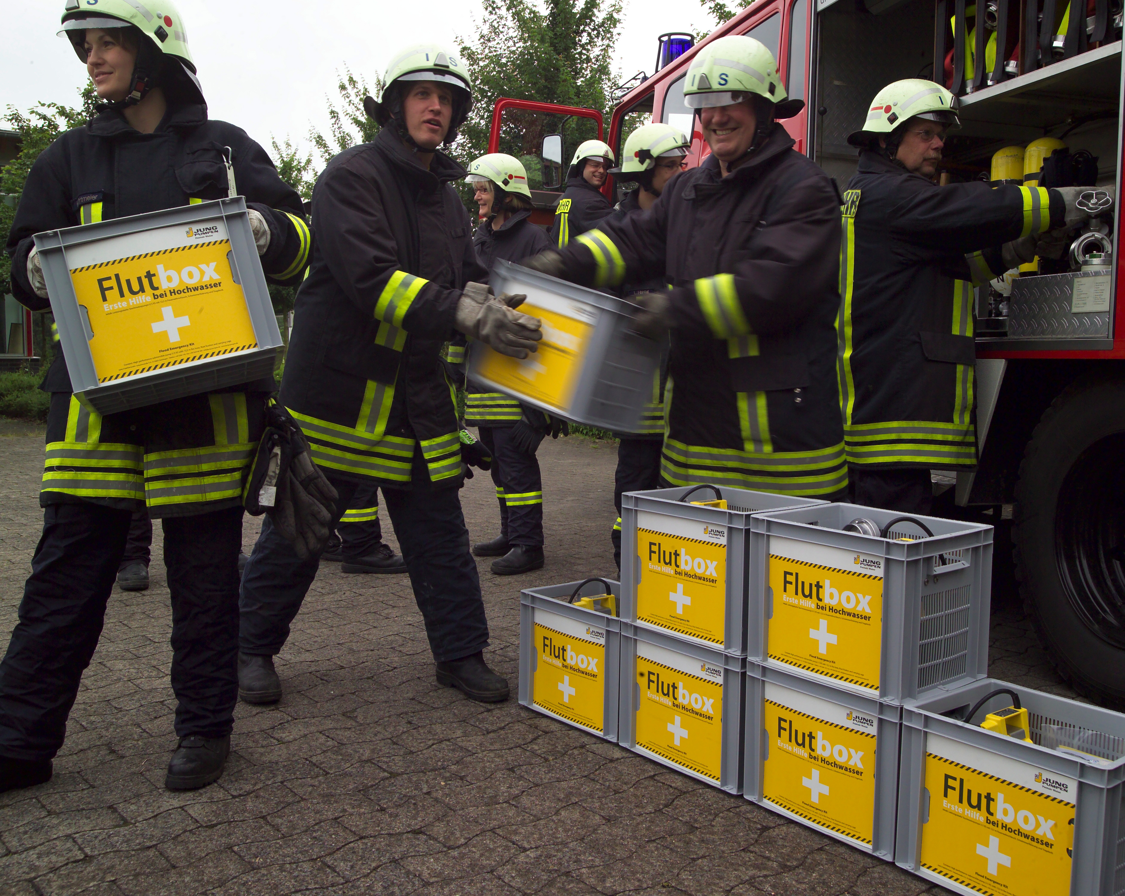 U3K startet ins Weltall, Pentair JUNG PUMPEN GmbH, Story - PresseBox