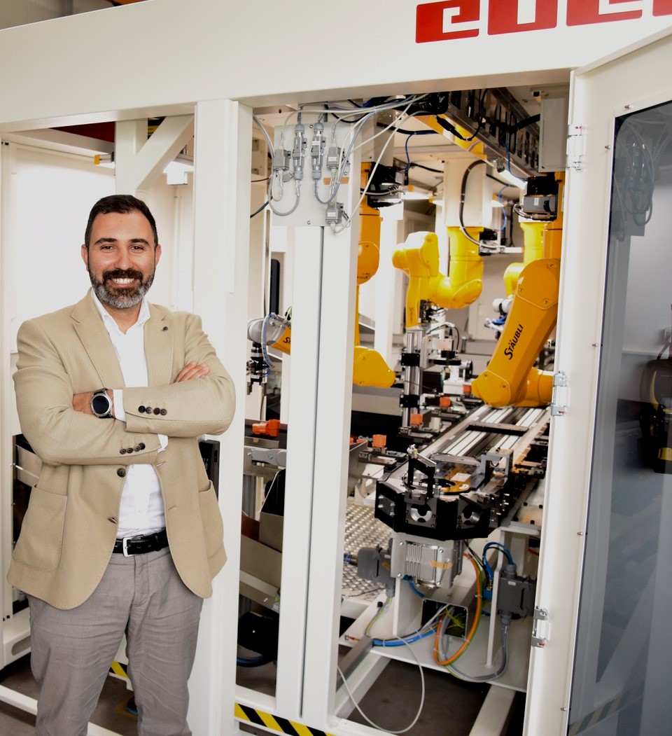 Robot-assisted assembly of high-voltage connectors for electric ...