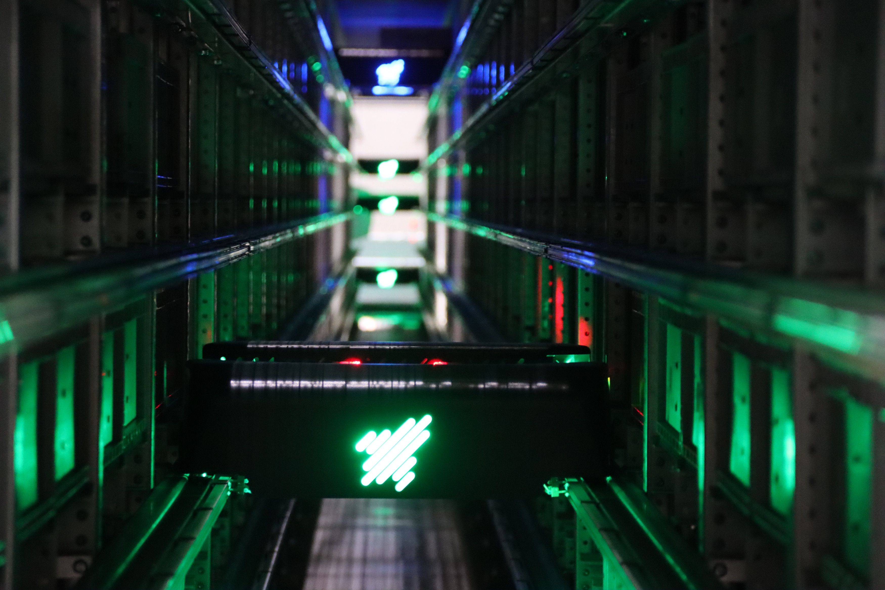 Kardex Mlog realisiert automatisches Hochregallager und Shuttle-System ...
