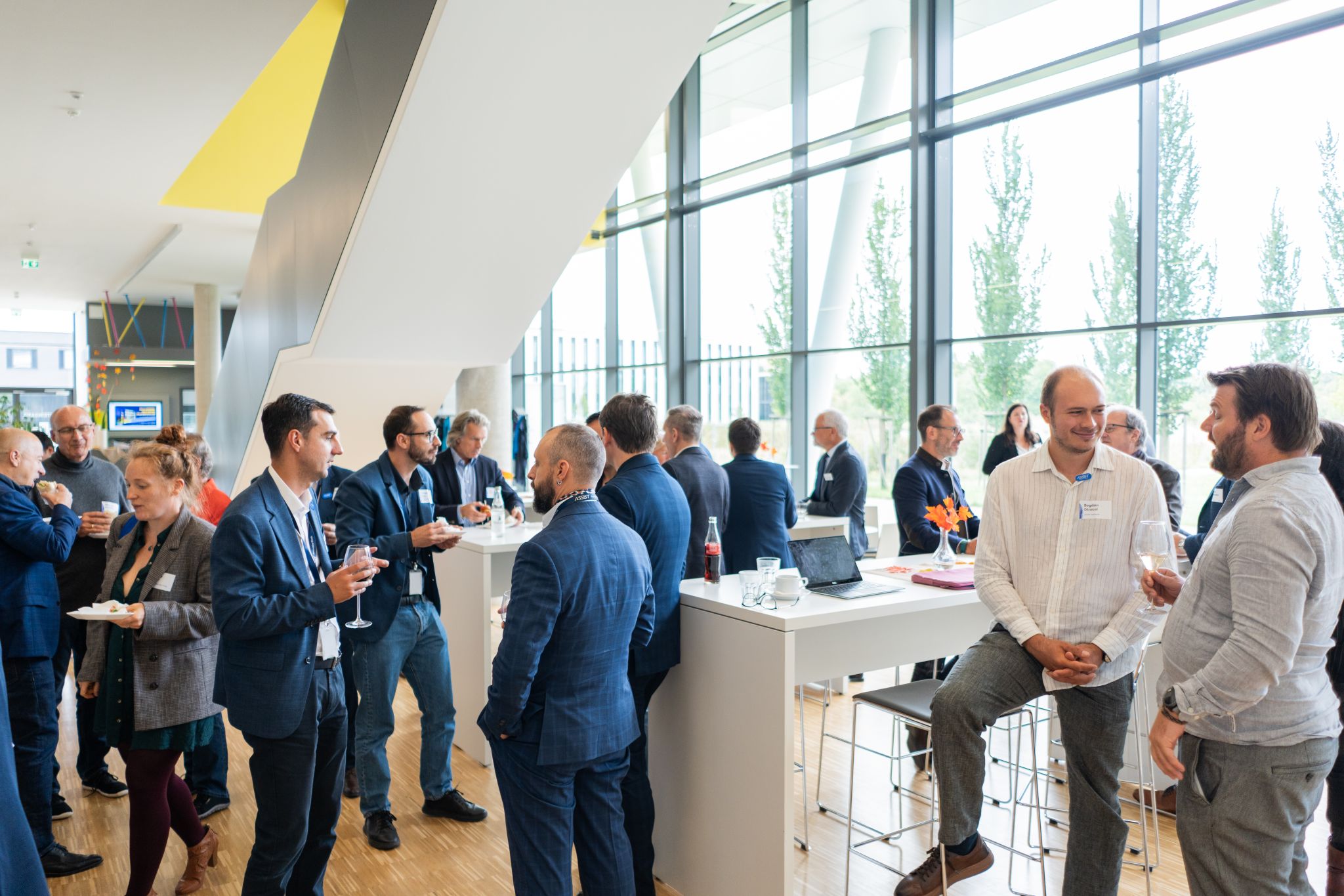 ASSIST Software Group eröffnet erstes internationales Büro in Augsburg ...