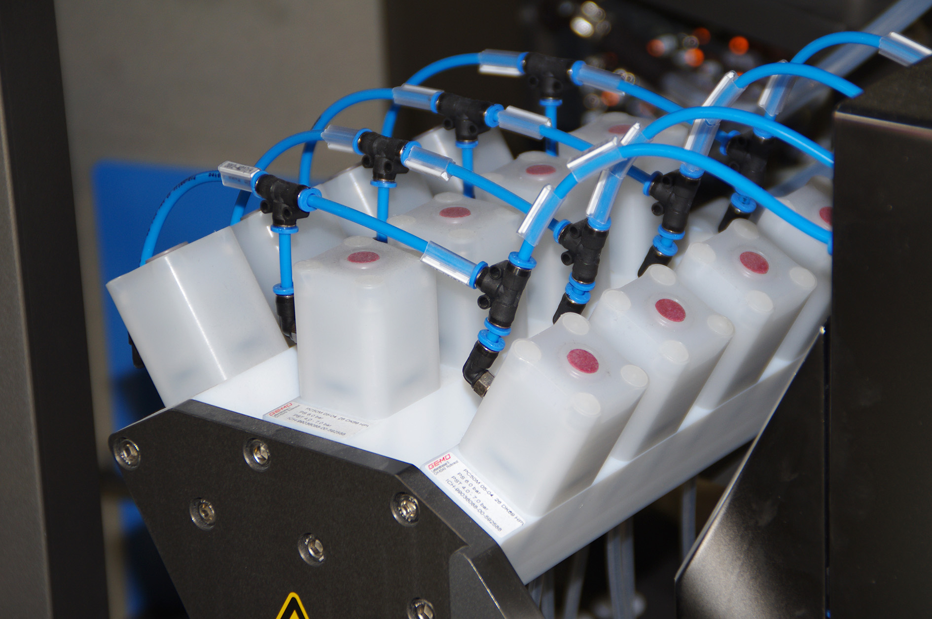 Precise dosing with multi-port valve blocks made of fluoroplastics ...