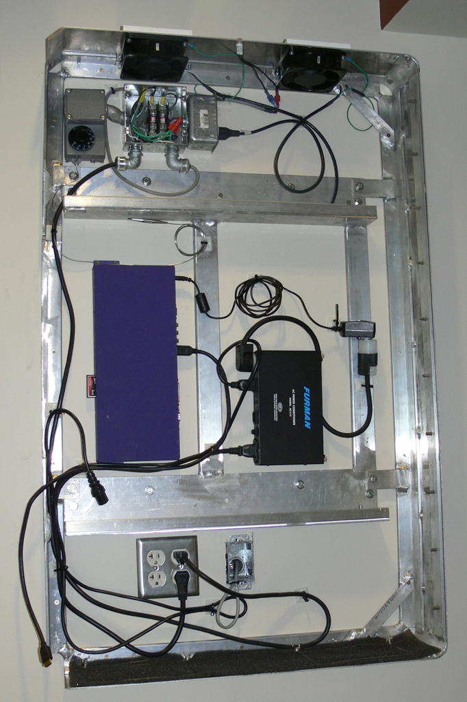 Innovative Digital-Signage-Technologie BrightSign von Roku wirbt auf ...