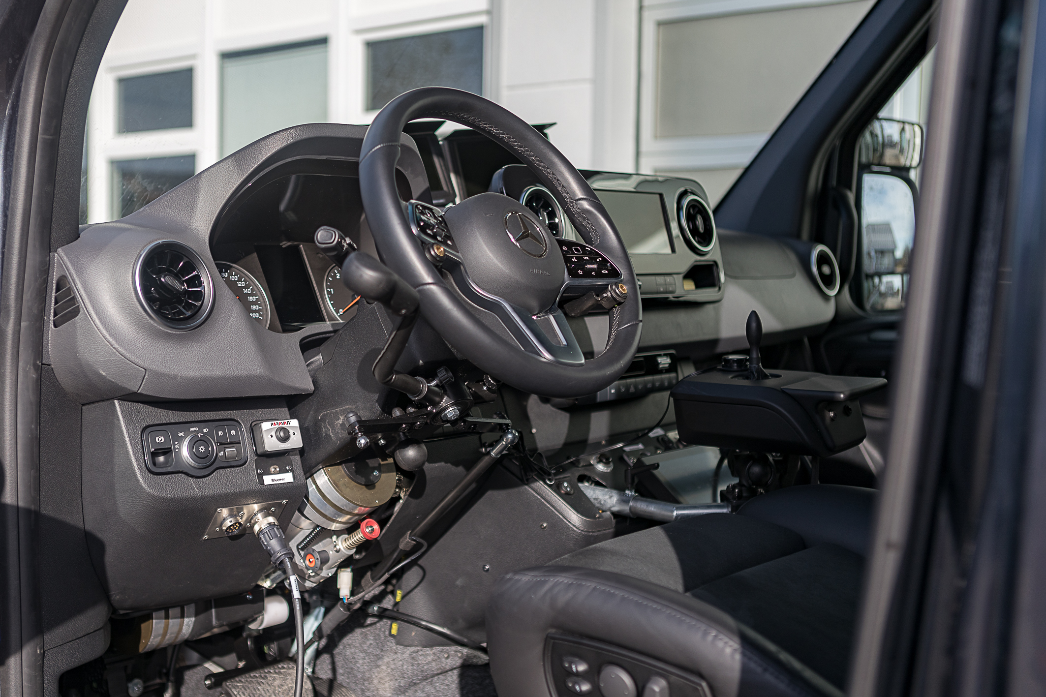 Fahrschulausbildung mit Handicap, PARAVAN GmbH, Story - PresseBox