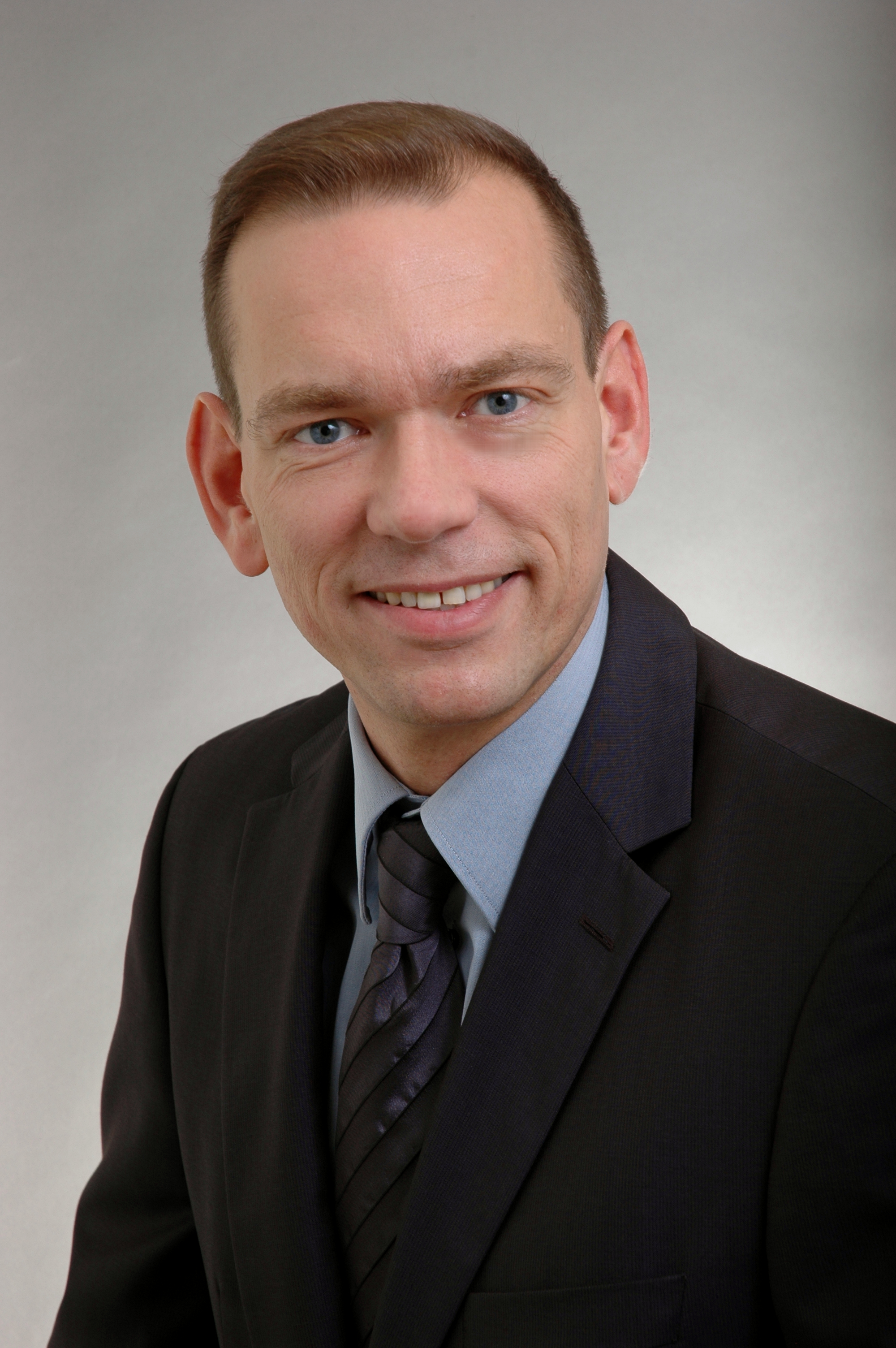 Andreas Conrad appointed new Senior Vice President Operations, HARTING ...