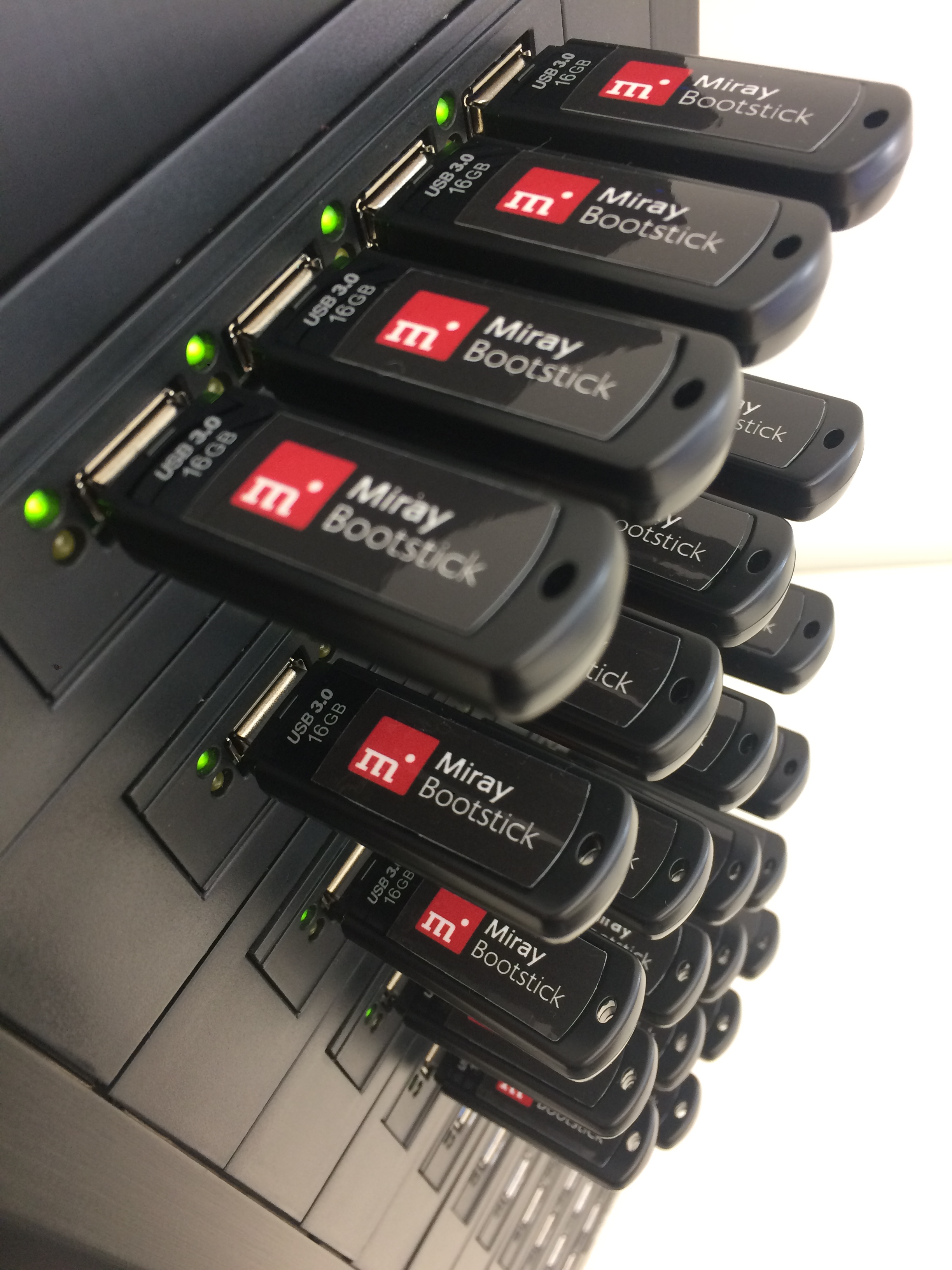 Miray präsentiert Prototyp von CopyStation, Miray Software AG, Story ...