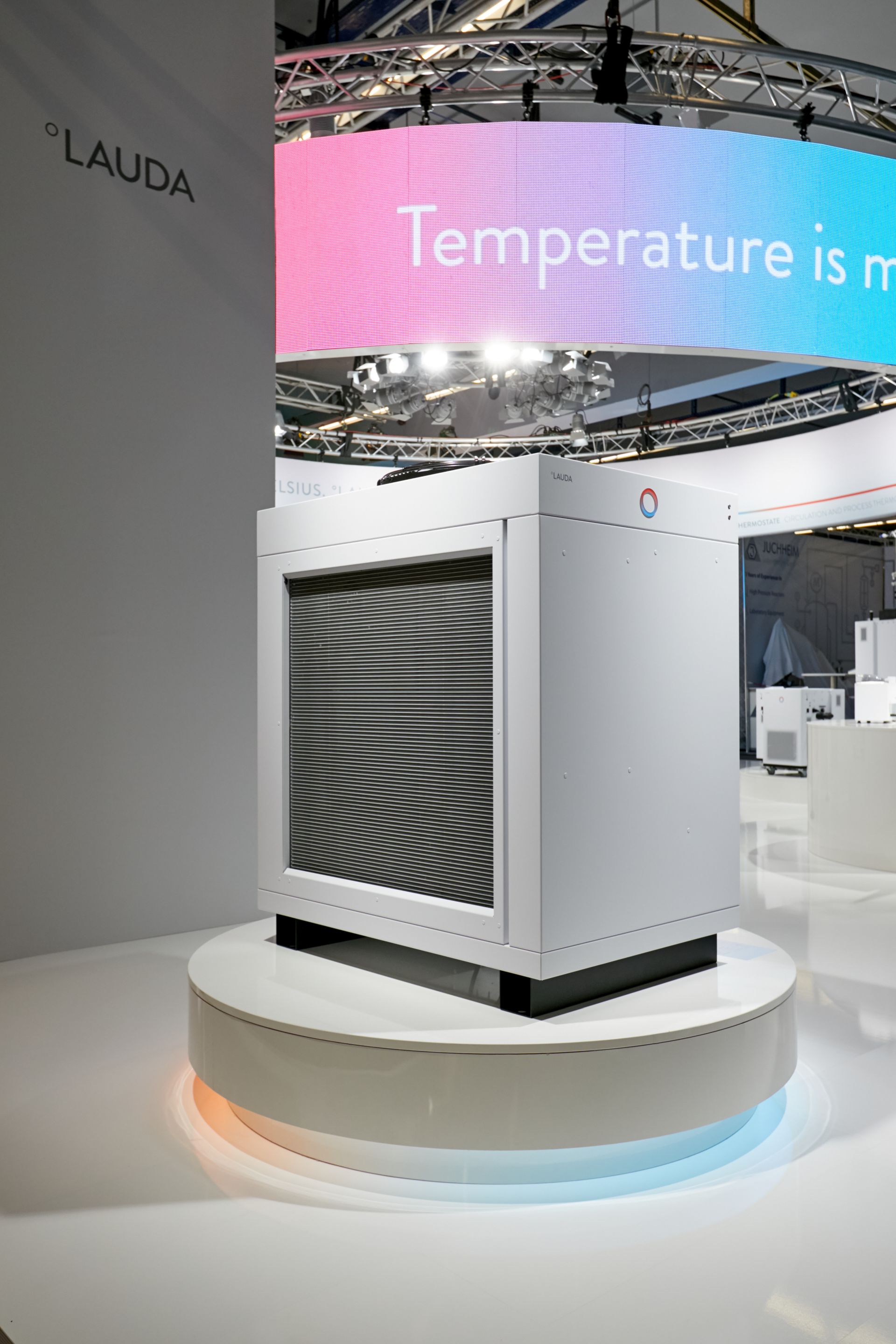 Grosser Erfolg auf der ACHEMA 2018, LAUDA DR. R. WOBSER GMBH & CO.KG ...